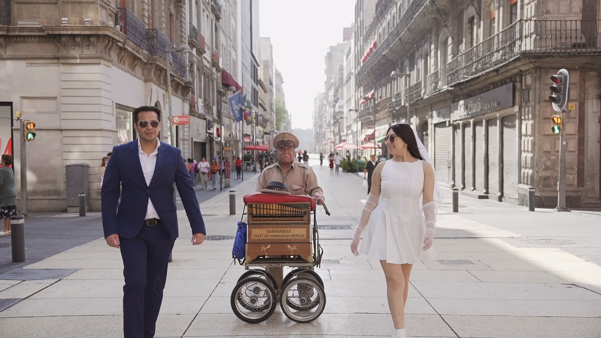 Steph + Ro / Save the date on Vimeo