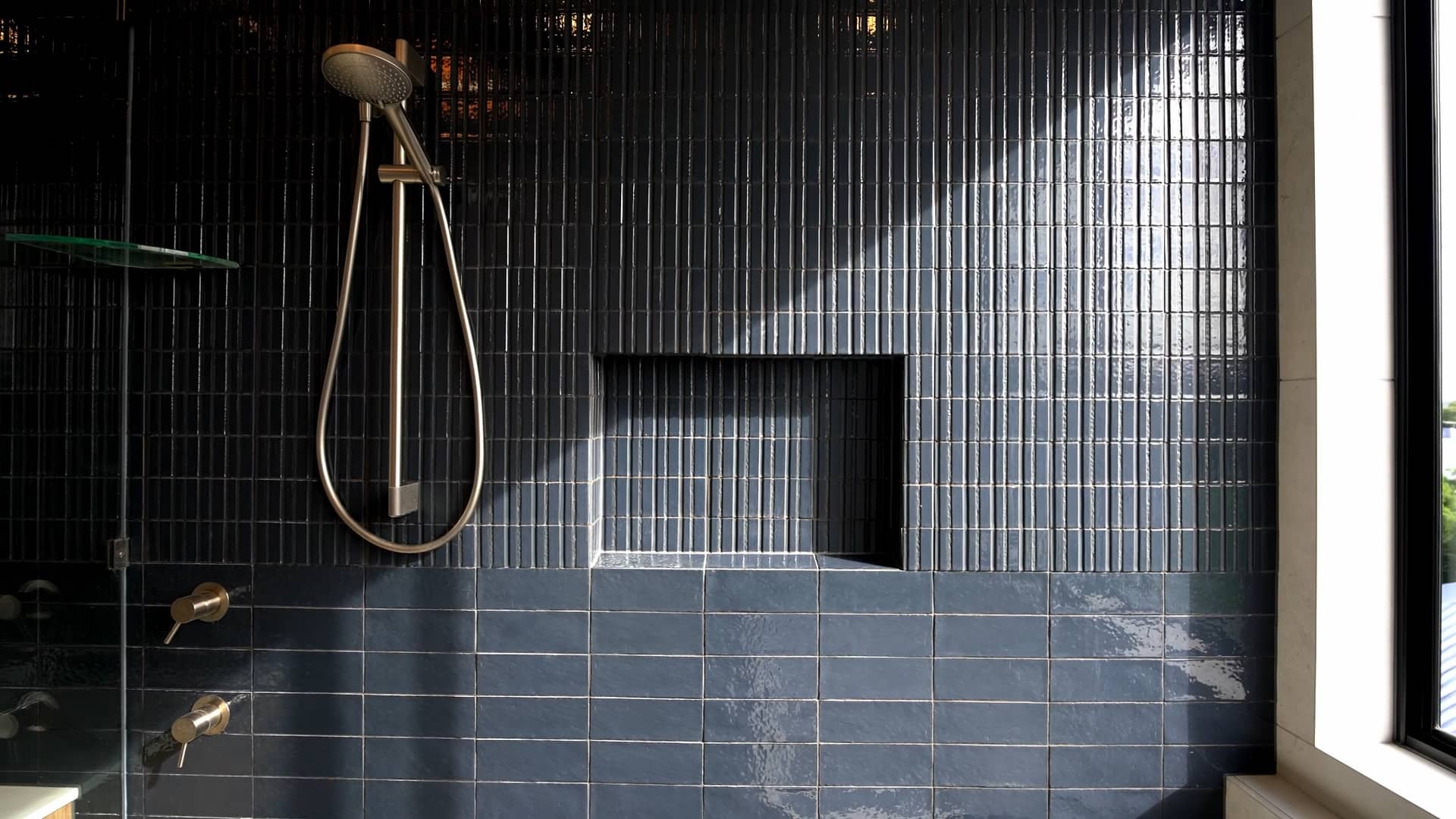 Unica - Product - Glace Blu Notte and 3D Décor on Vimeo