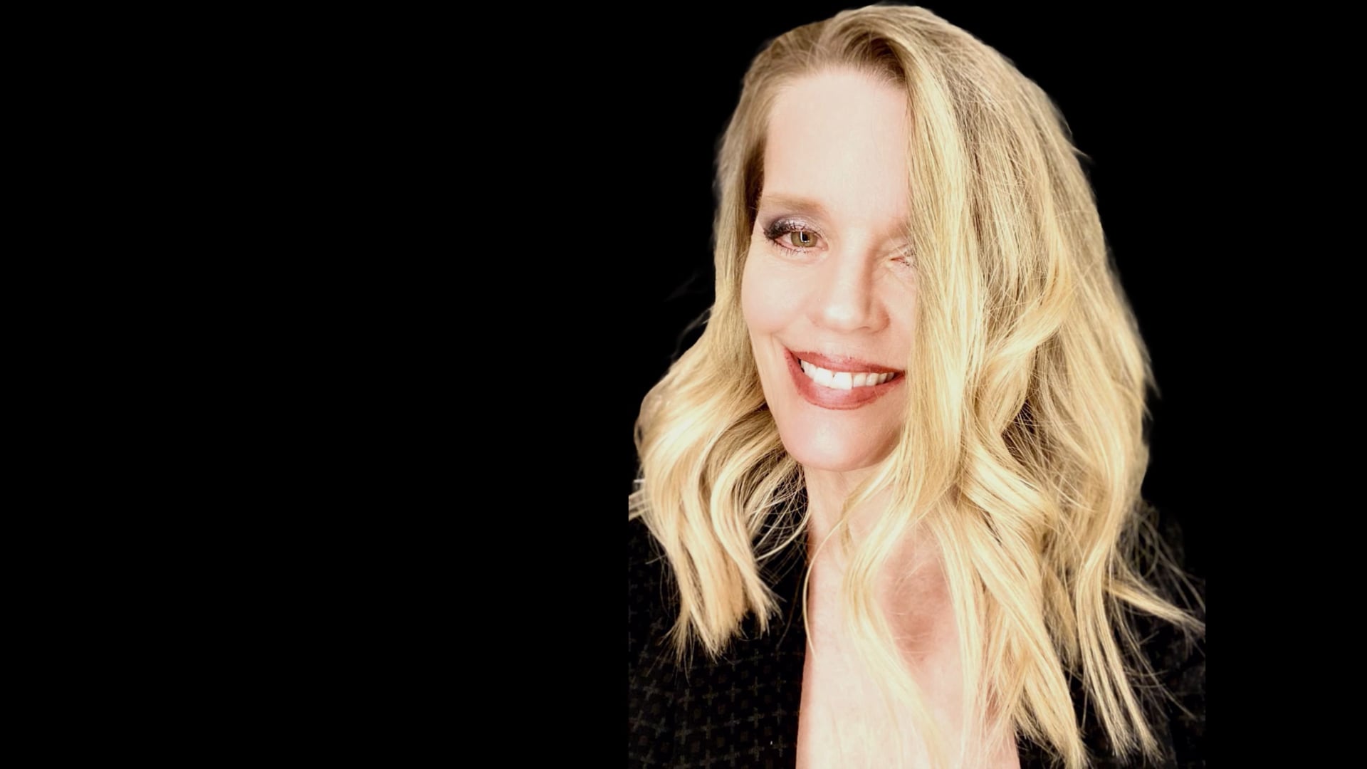 Versatile female voice over for Automotive Ads