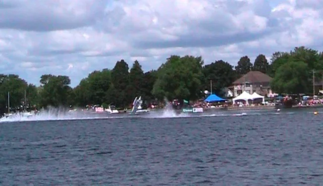 David Métivier CS-43 Blow Over Valleyfield 2009 on Vimeo