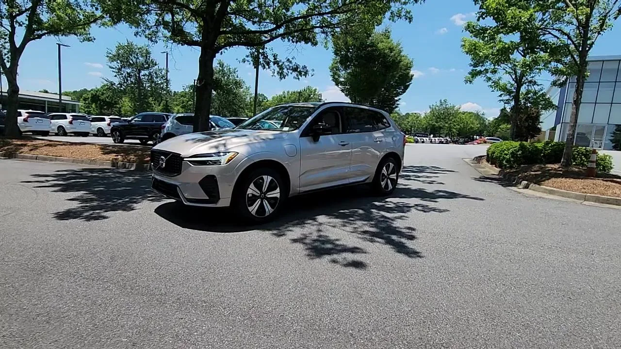 NEW 2025 VOLVO XC60 at North Point Volvo (NEW) #007922 on Vimeo