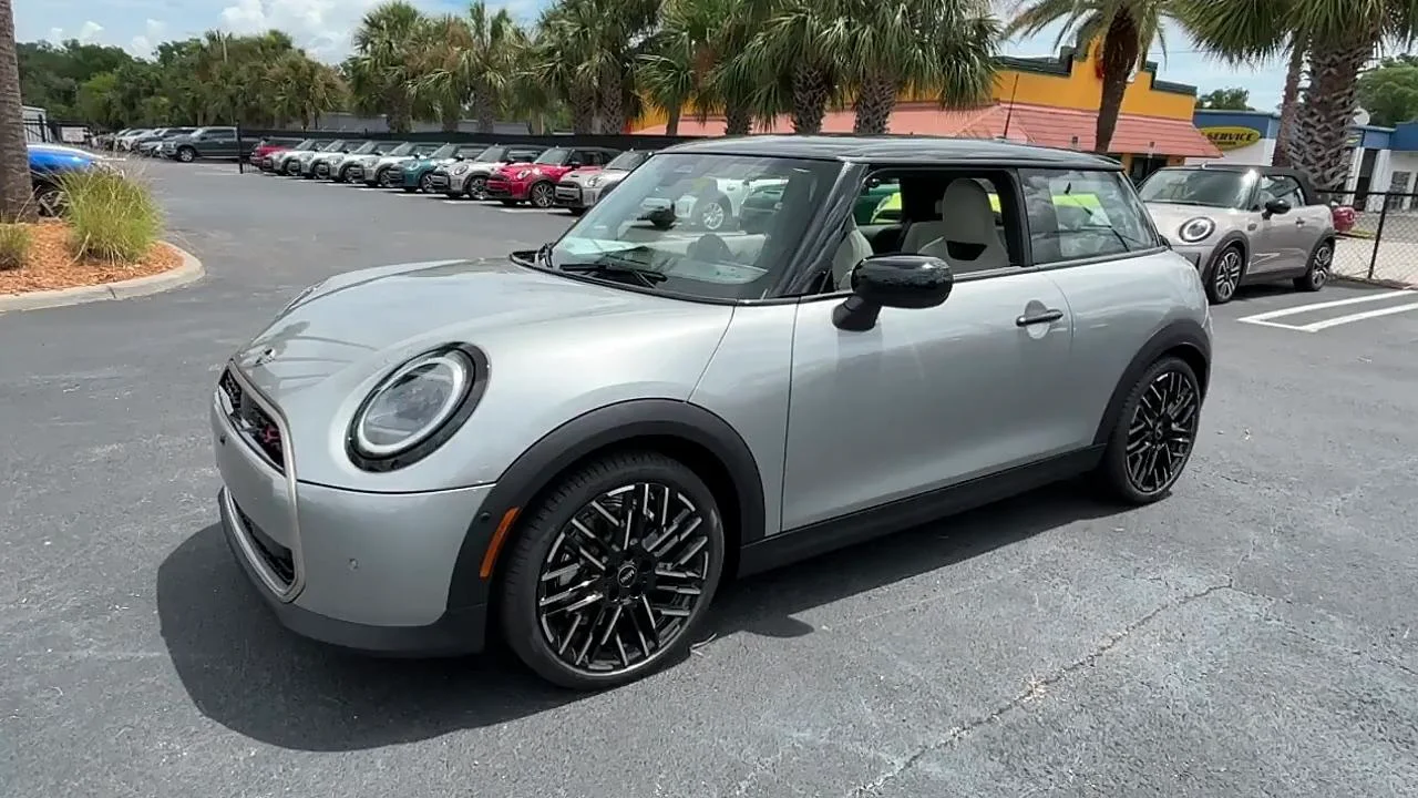 NEW 2025 MINI HARDTOP 2 DOOR COOPER S at Tom Bush MINI (NEW) #N20573 on ...
