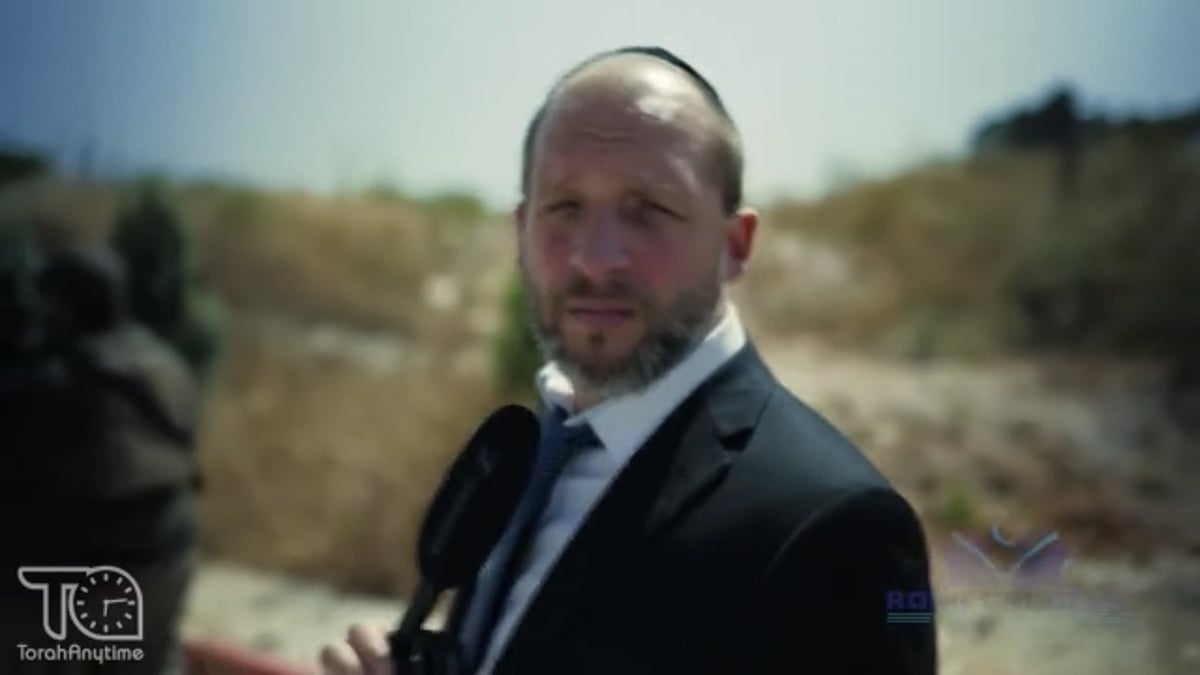 R' Gavriel Friedman | Rosh Chodesh Project: A Years Journey of Nissim