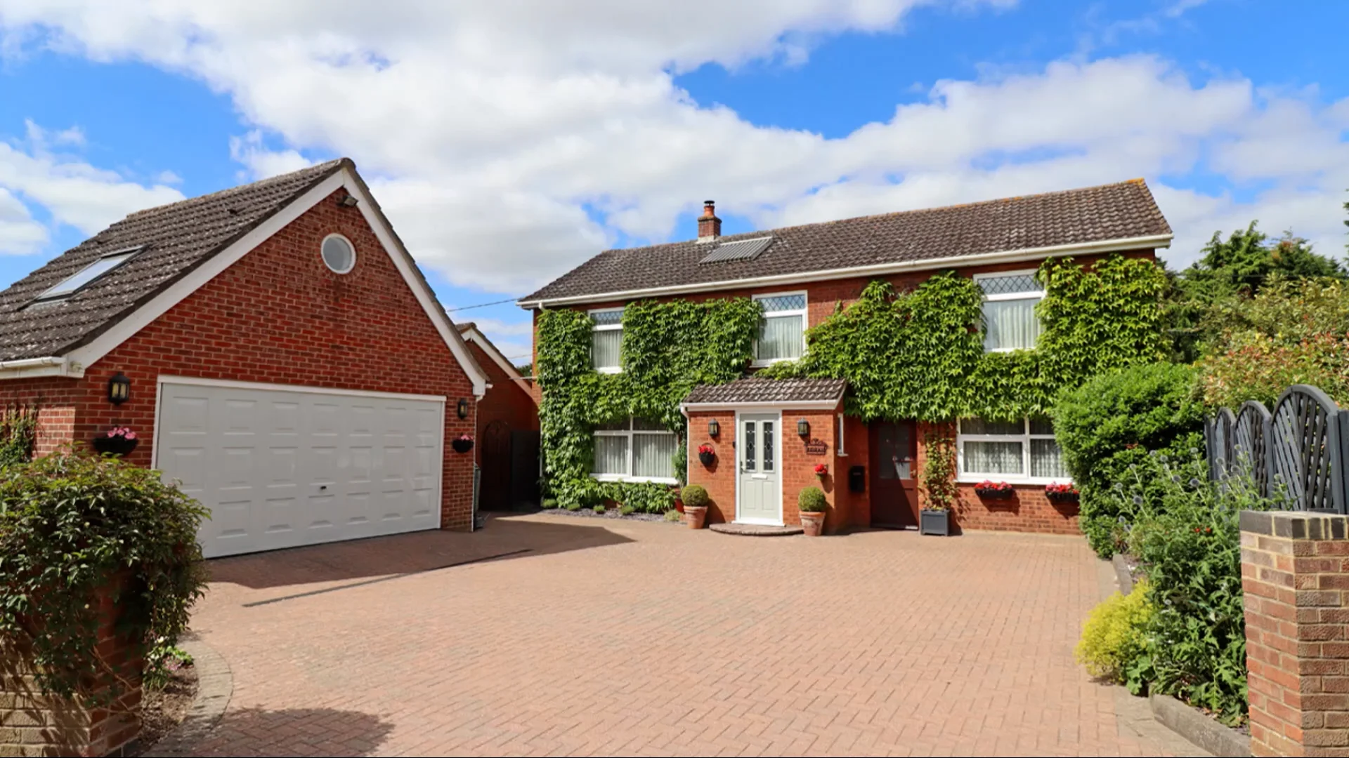 Penian, The Street, Brantham on Vimeo