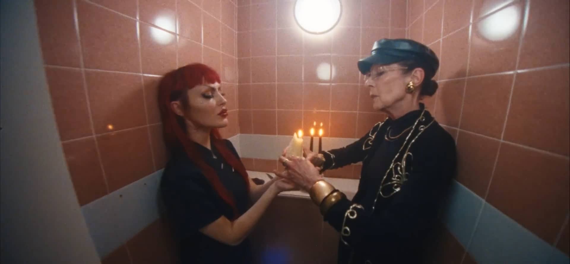 loop_Jamie xx _Treat Each Other Right_statement on Vimeo