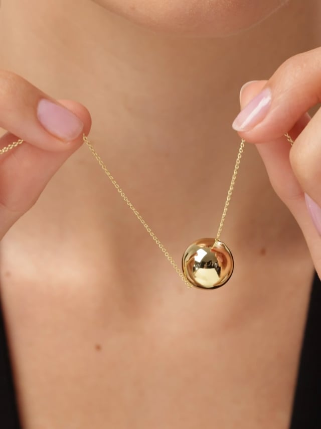 Pendant necklace online store