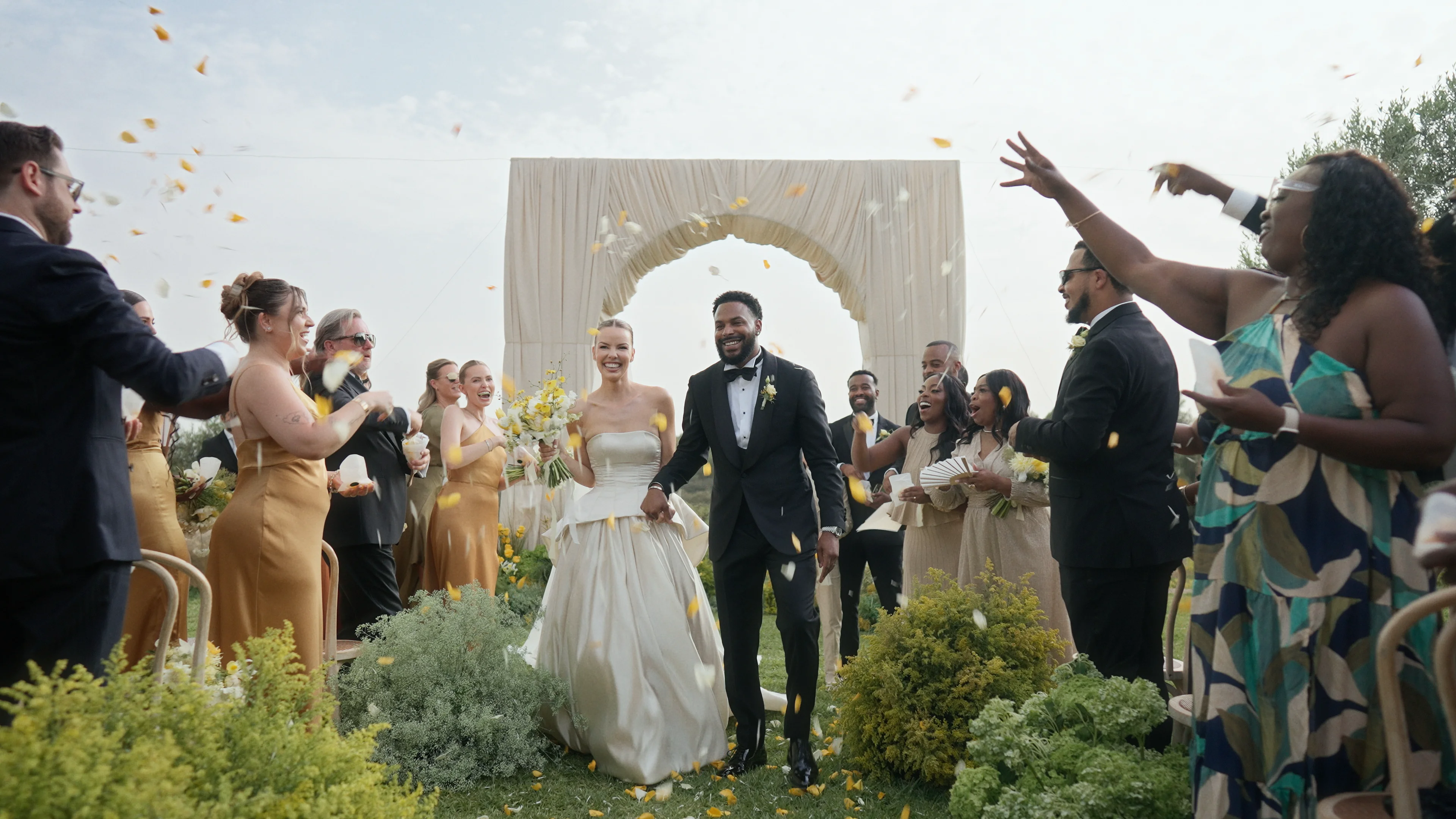 Wedding Trailer Es Racó d'Artá / Klara & Chris on Vimeo