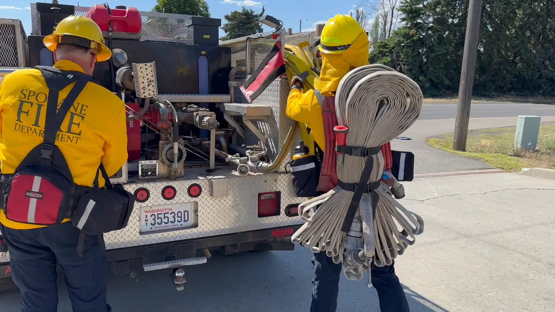 Brush preconnect with modified progressive hose pack on Vimeo
