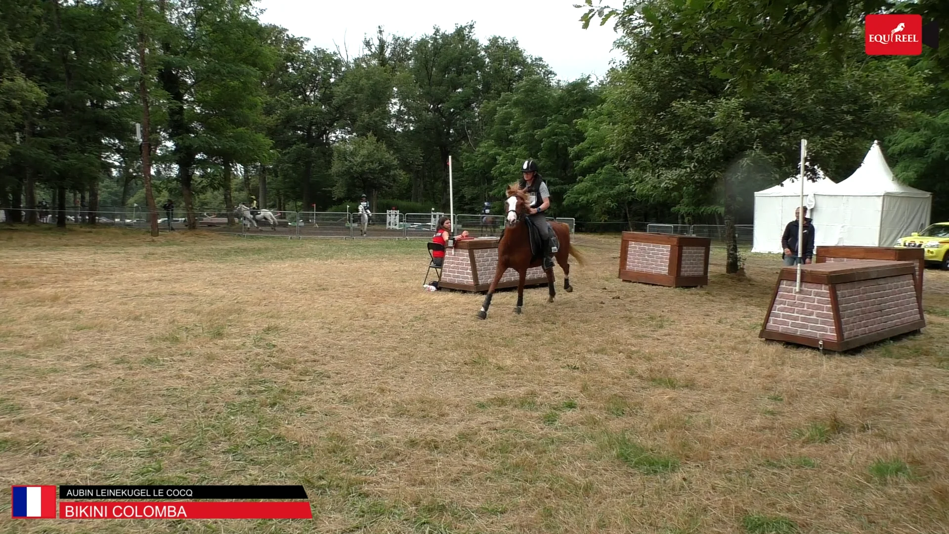 EQUIREEL 17 Poney 2 C Minime 1 et AUBIN LEINEKUGEL LE COCQ & BIKINI ...