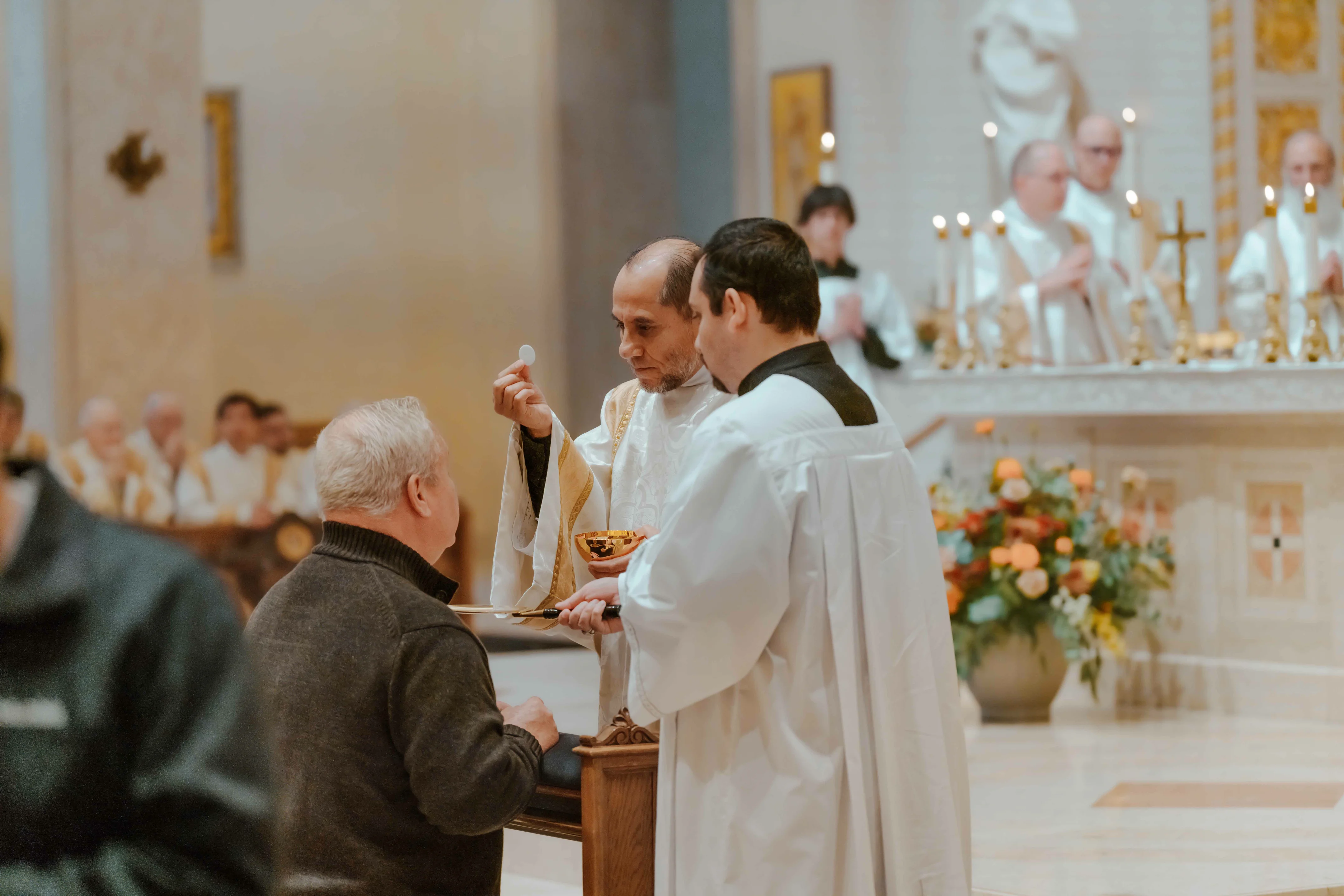 How to Receive the Eucharist