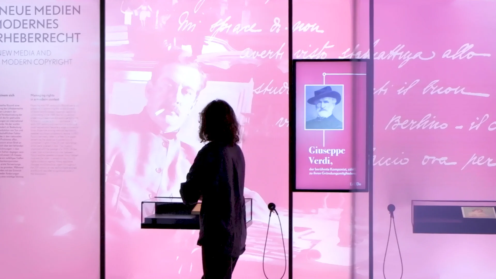 Opera Meets New Media