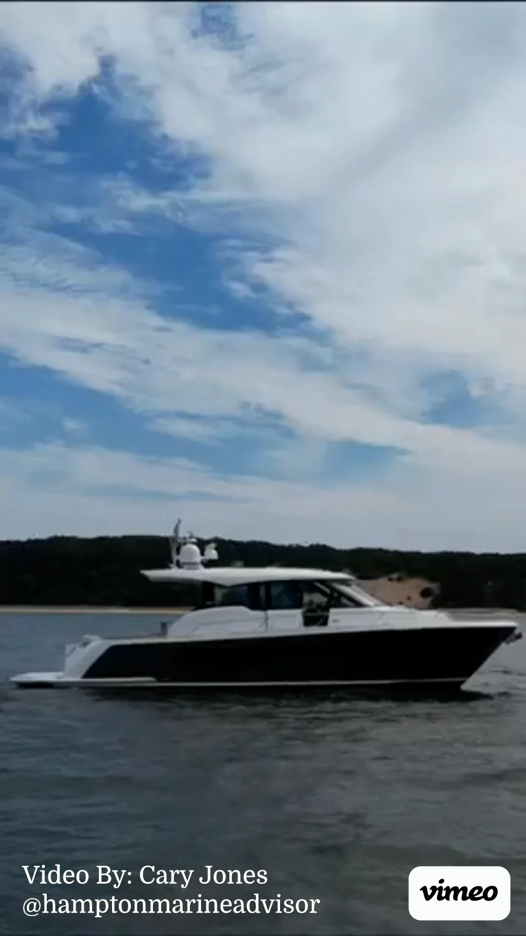 Tiara Yachts EX54 at Hampton Watercraft & Marine on Vimeo