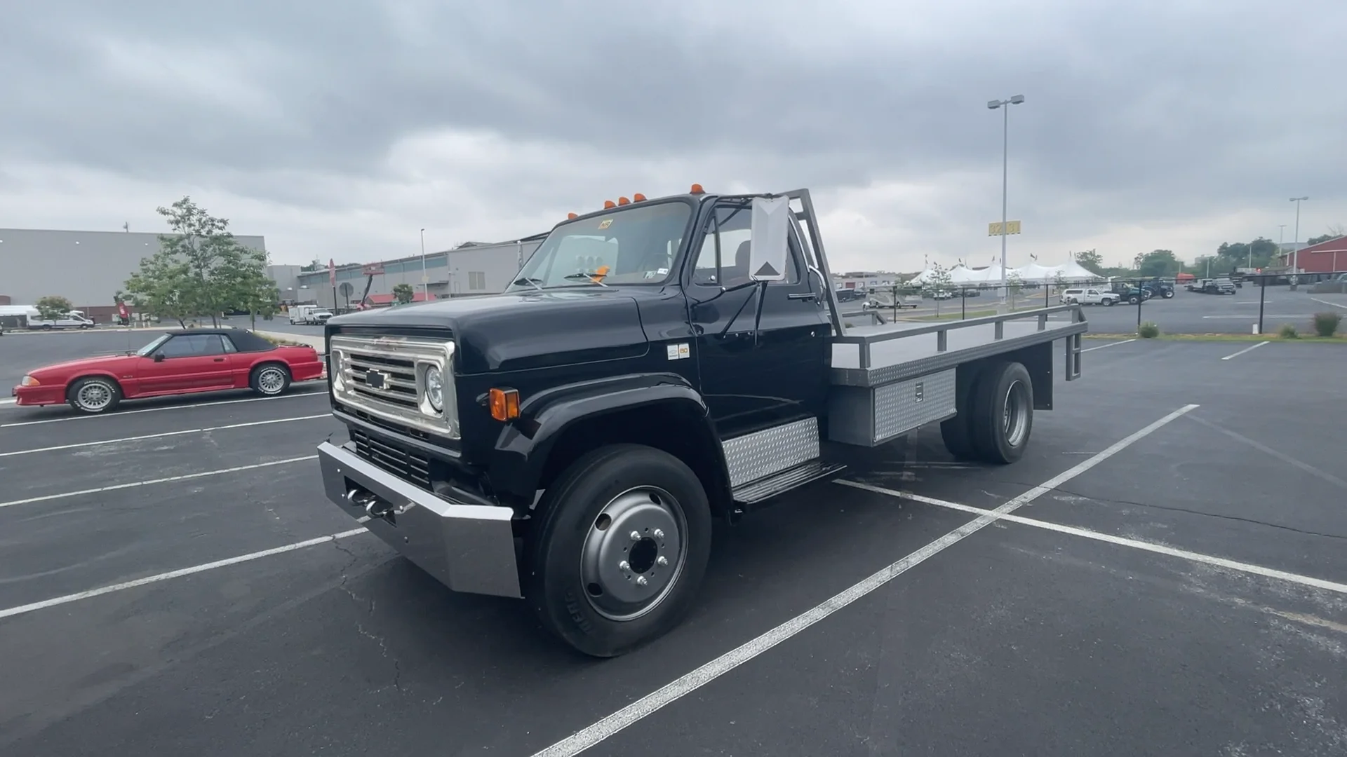 W253 - 1983 Chevrolet C60 Flatbed Truck on Vimeo