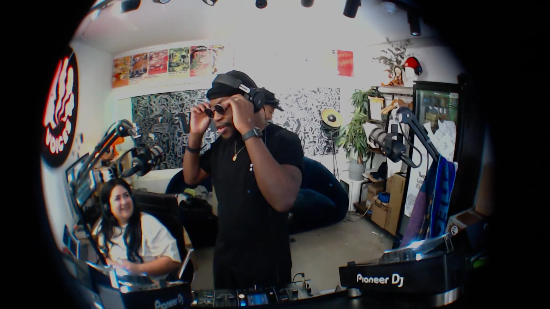 Sadiq Bello (Jesse Bernard Cover) - 24/07/24 - Voices Radio on Vimeo