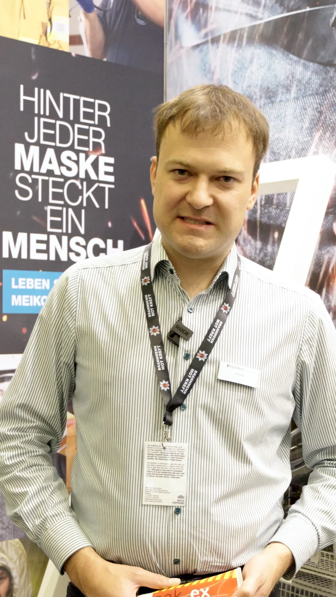 4_PakEx-Interview_PAK_entfernen_9-16 on Vimeo