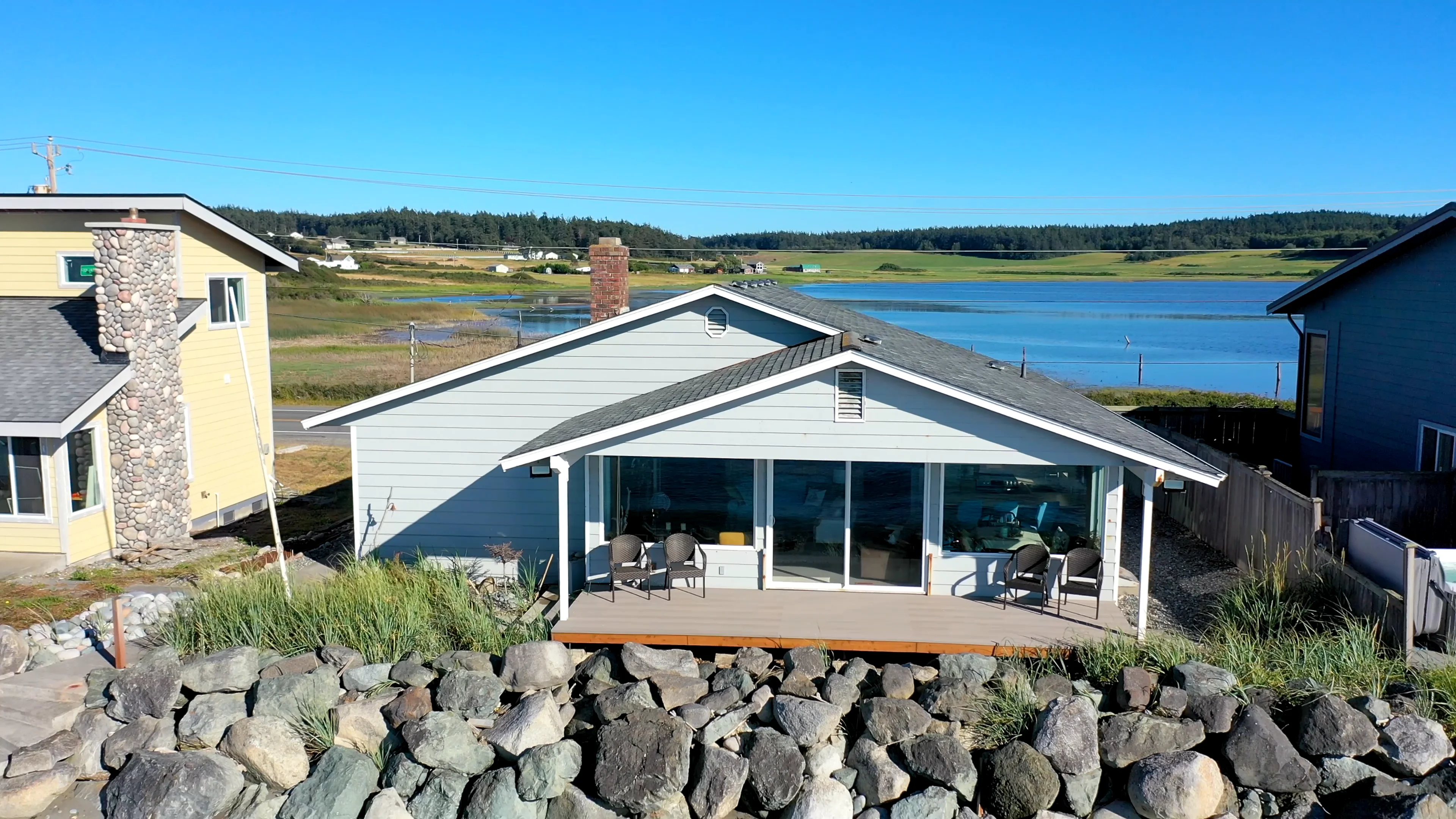 2625 West Beach Rd on Vimeo