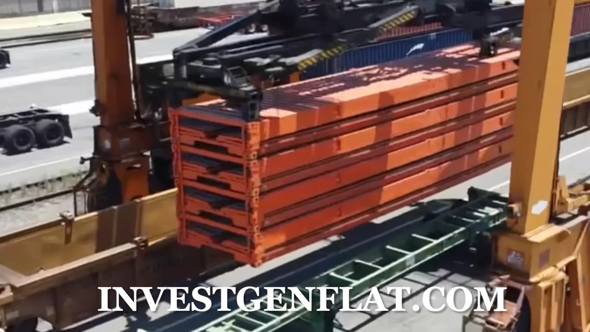 GenFlat Container Bundle Loaded Onto BNSF Railcar on Vimeo