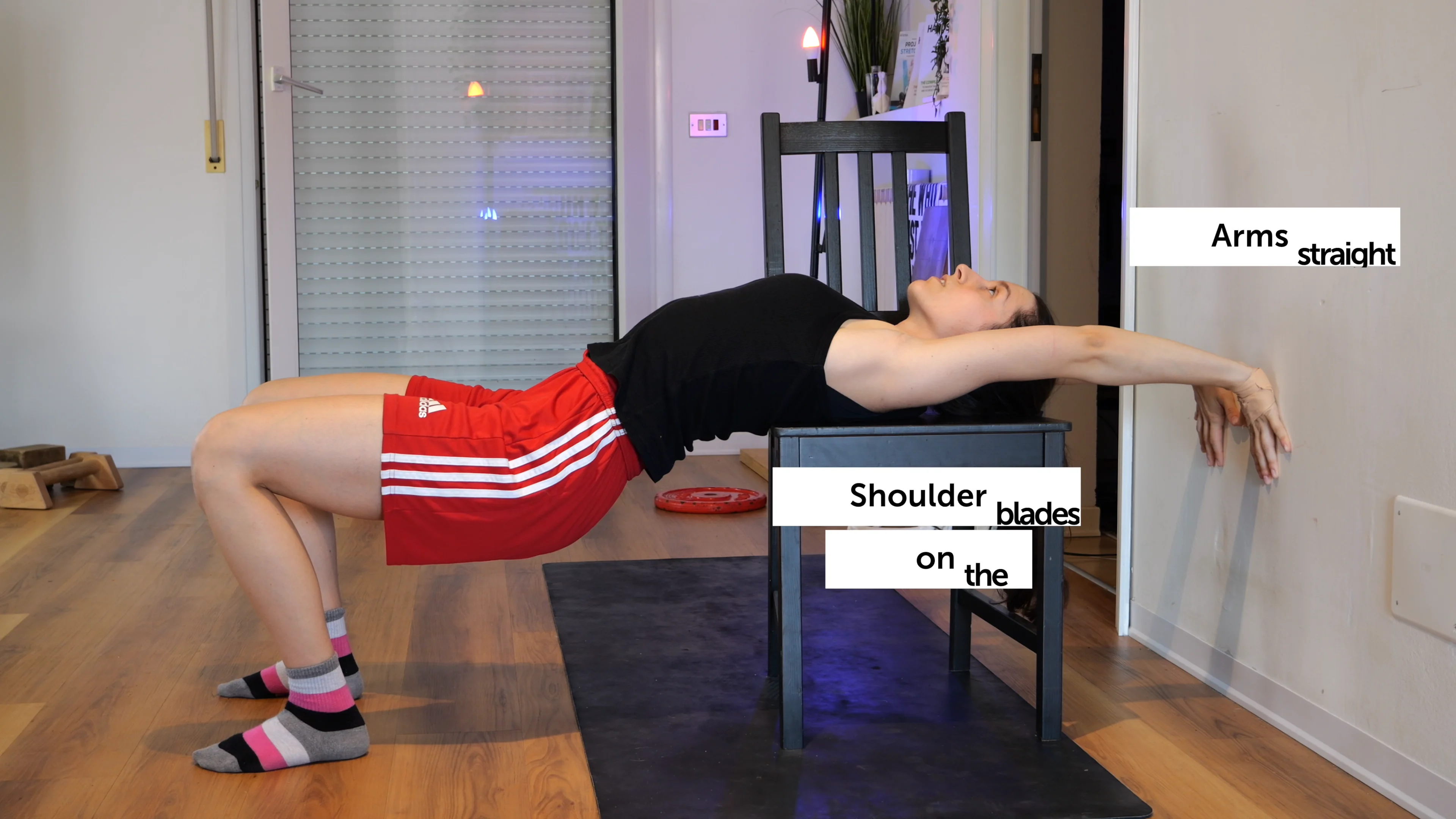 Wall shoulder and thoracic opener