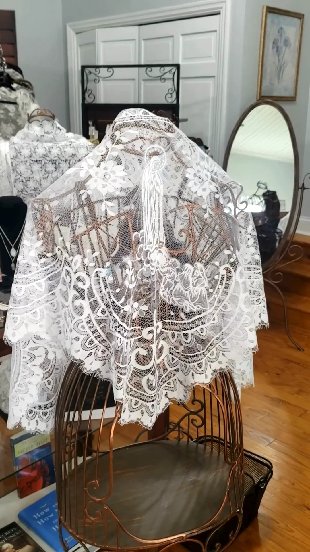 Fatima Italian Devotional Veils on Vimeo