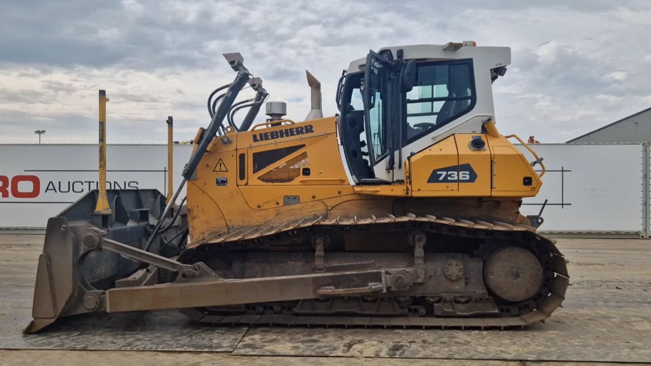 Liebherr PR736 LGP - Leeds September 24