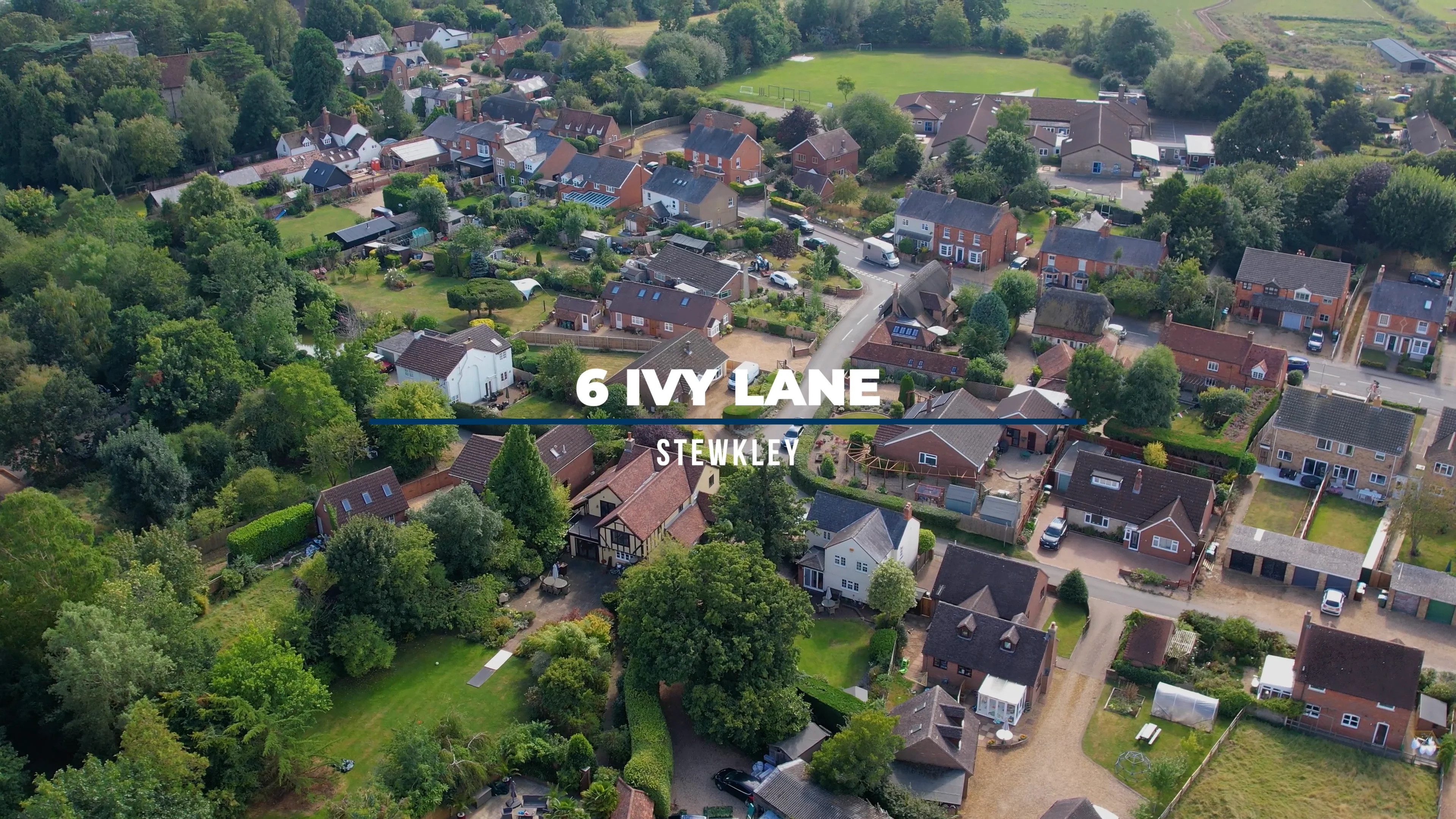 FineHomes_6 Ivy Lane