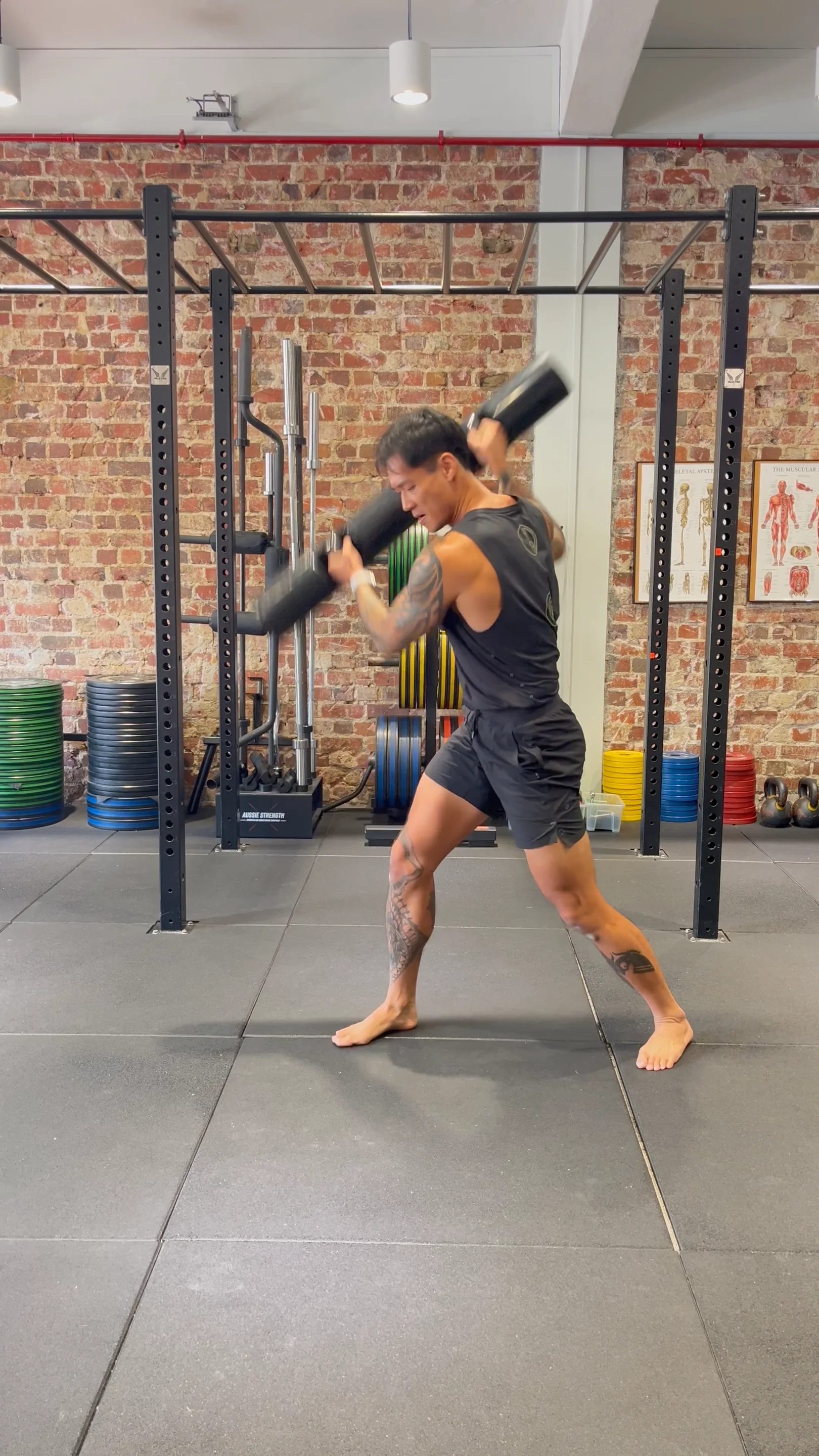 ViPR Crossbody Shuffle Chop