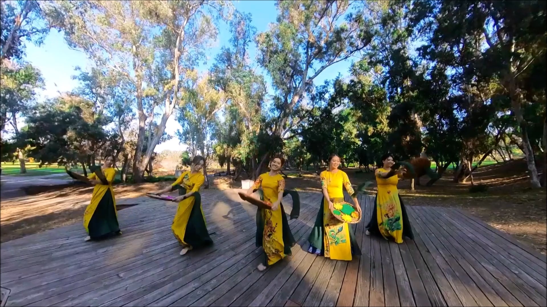 Thủy Vân Dance Company