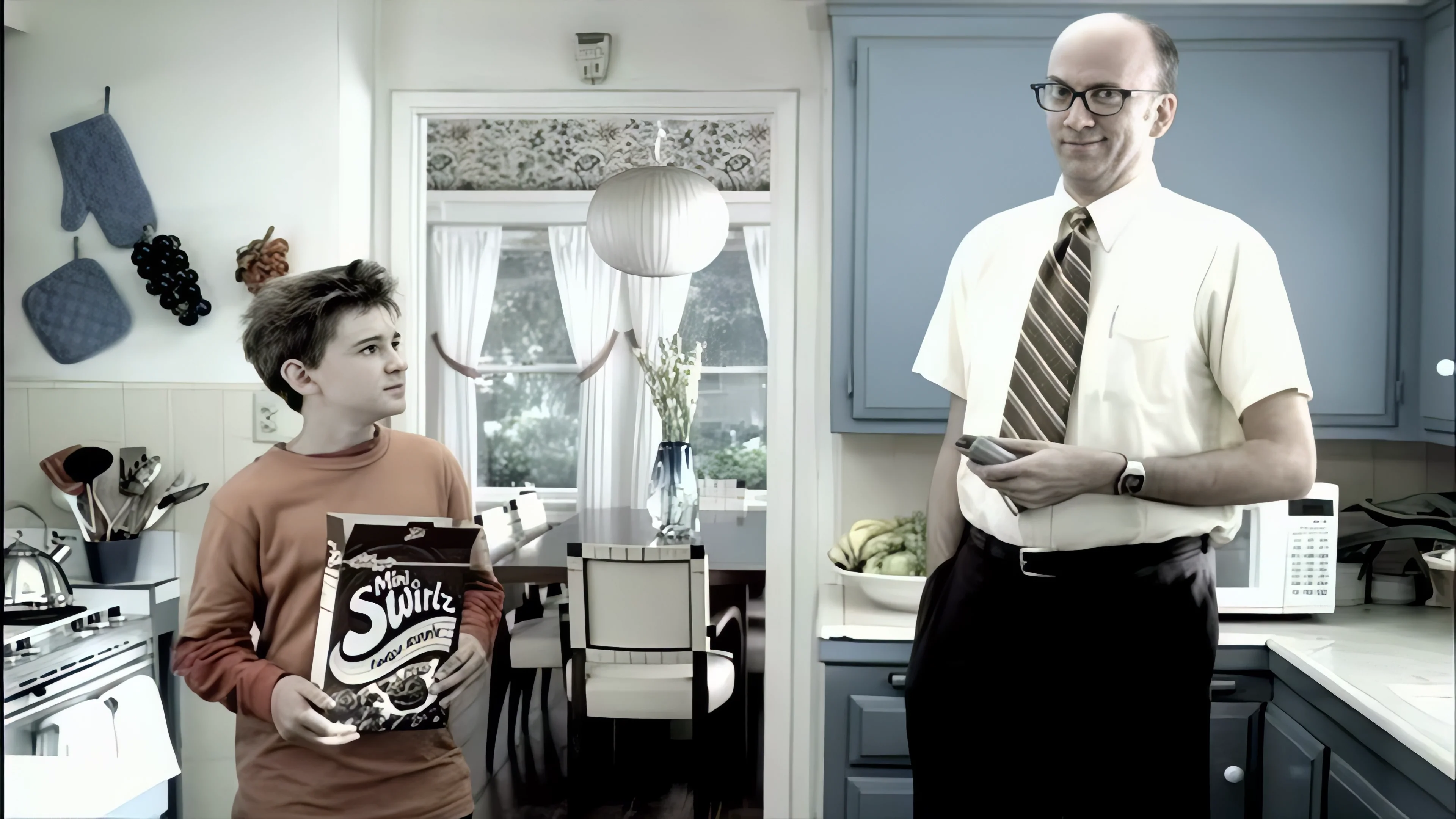 Light Humor - Kellogg's Mini Swirlz "The Flip" on Vimeo