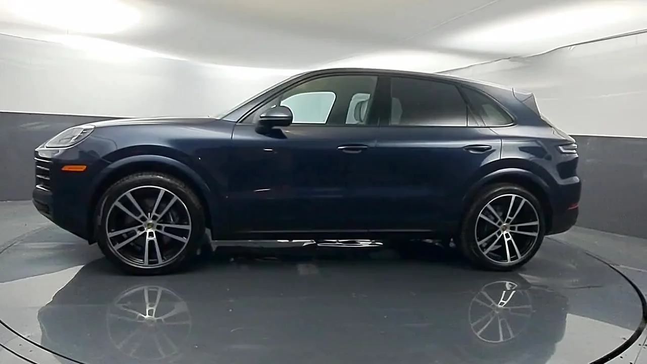 USED 2024 PORSCHE CAYENNE at Braman Porsche (USED) #PC-P414567A