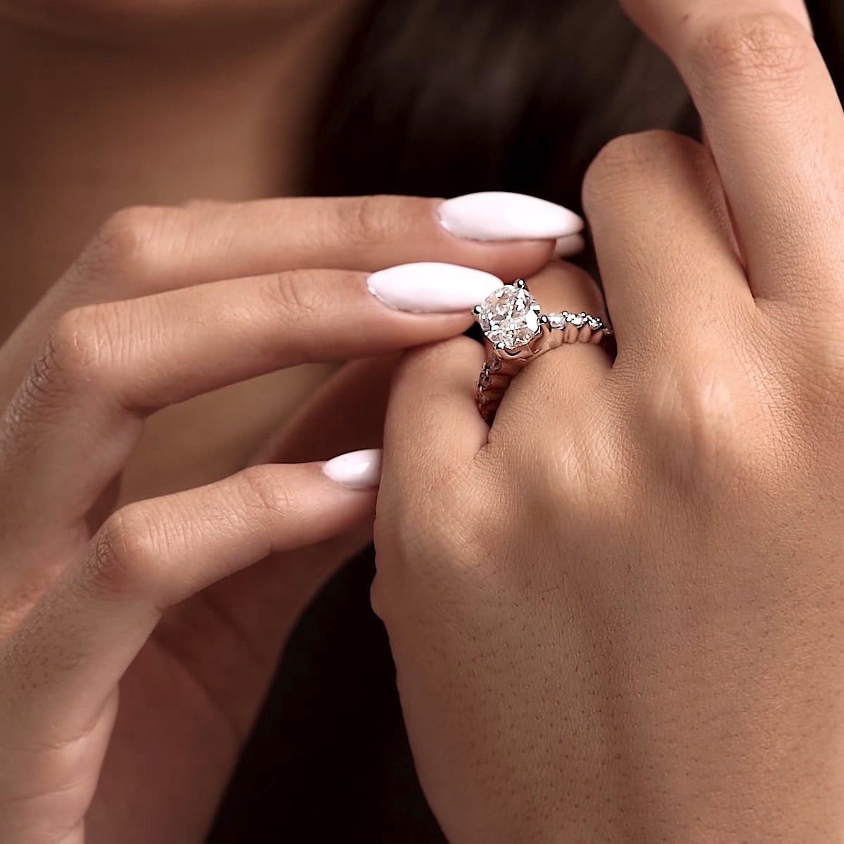 3 ctw Oval Lab Grown Diamond Graduated Engagement Ring - Grownbrilliance