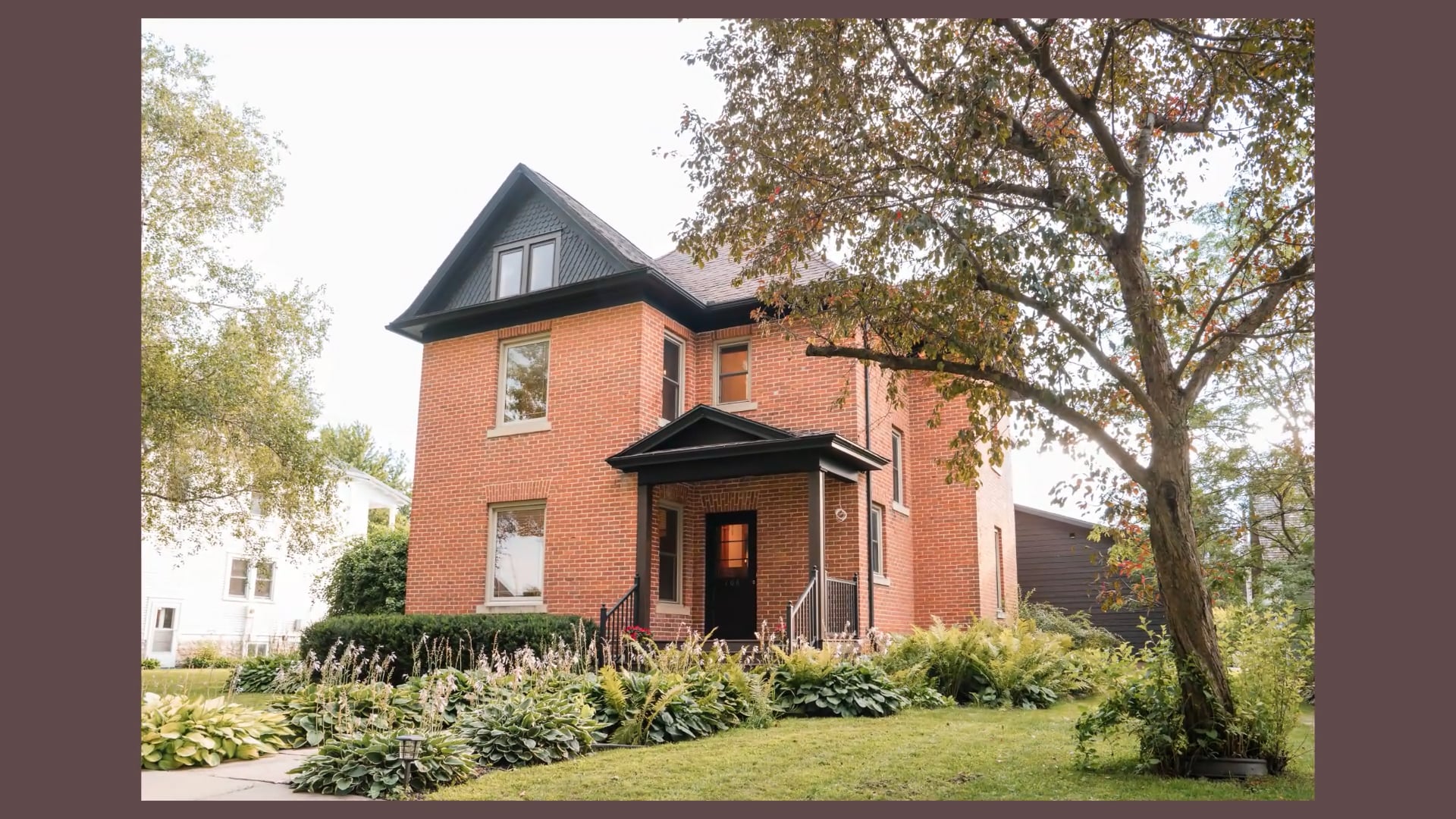 Elegant 1903 Victorian Vacation Home in Spring Grove, Minnesota