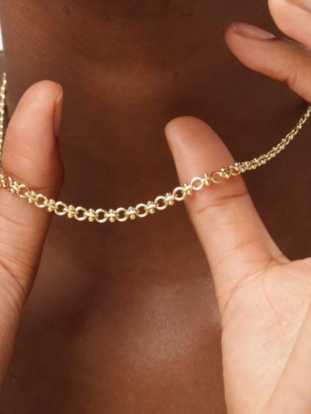 Gold chain for women online store
