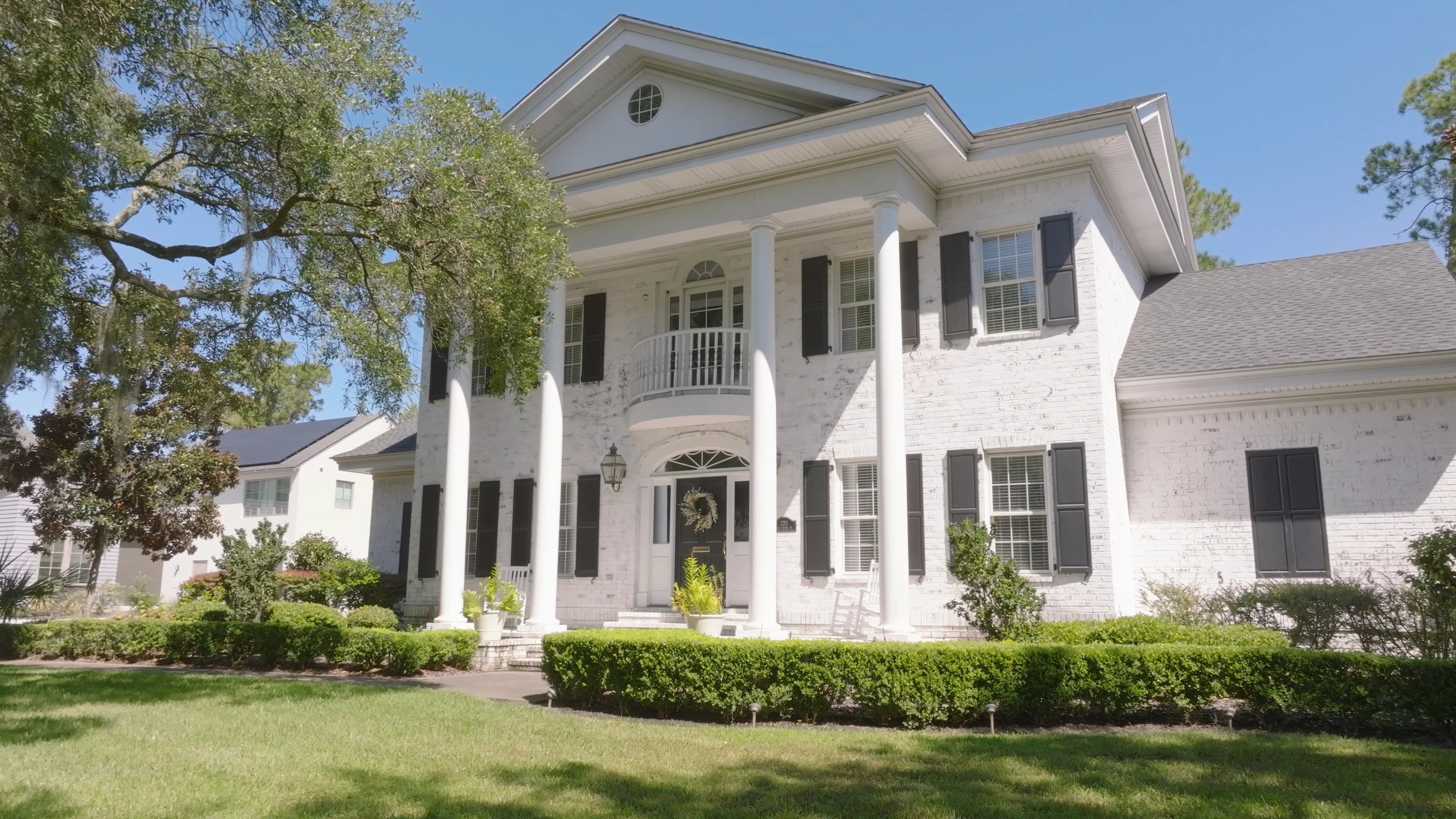 720 E. Victory Drive