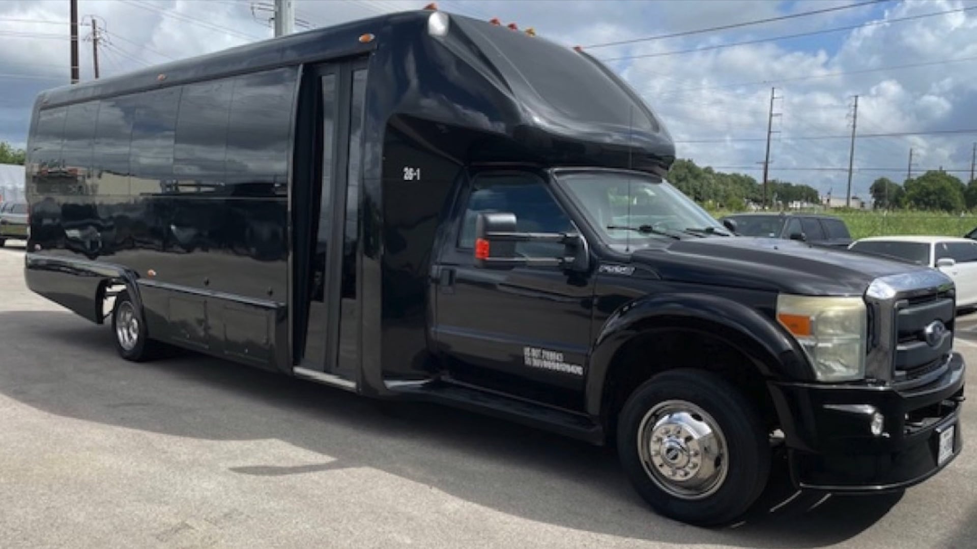 Tampa Bay Party Bus - Party Bus - Tampa, Florida