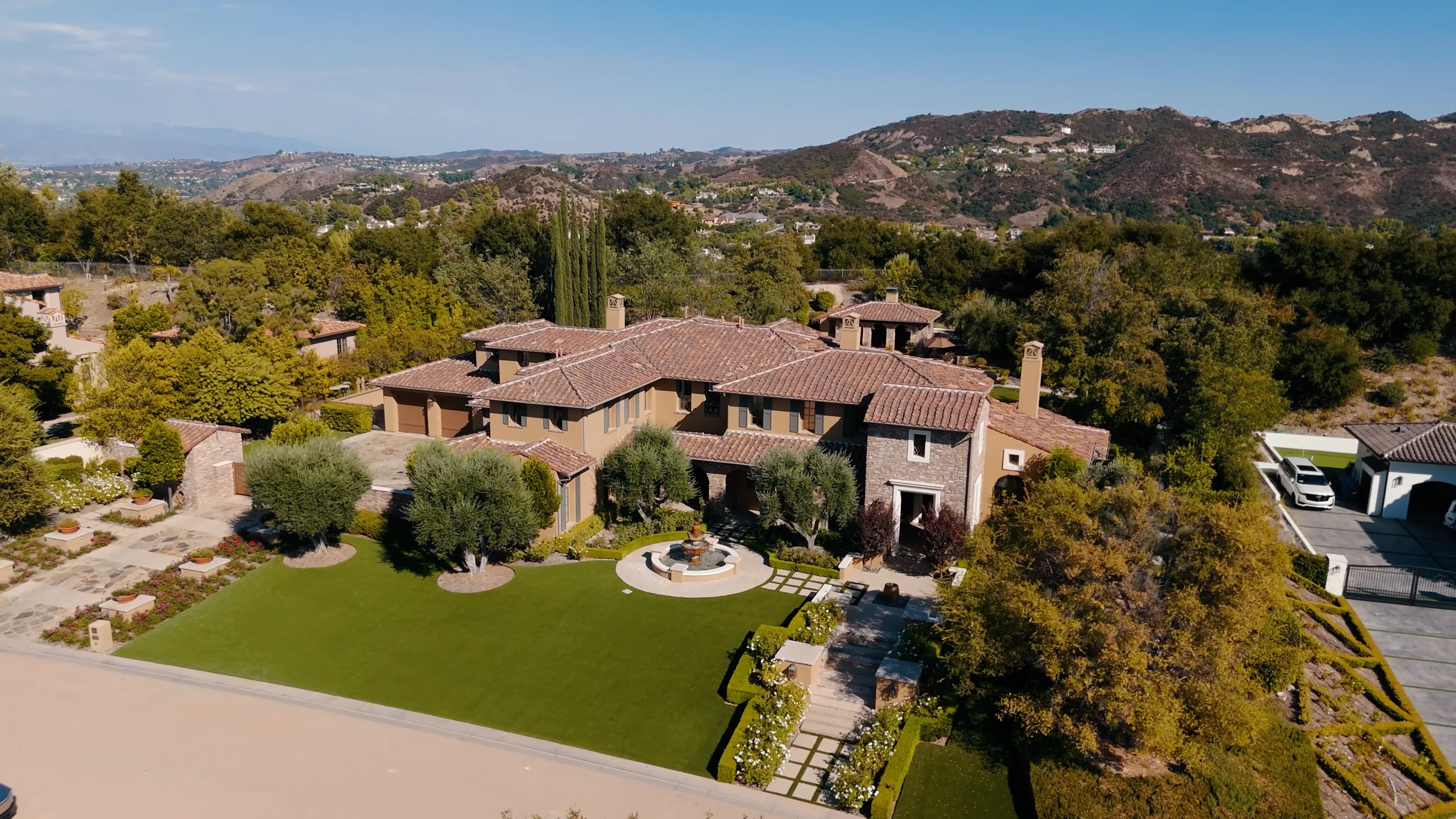 25252 Prado Del Grandioso | Estates of the Oaks at Calabasas