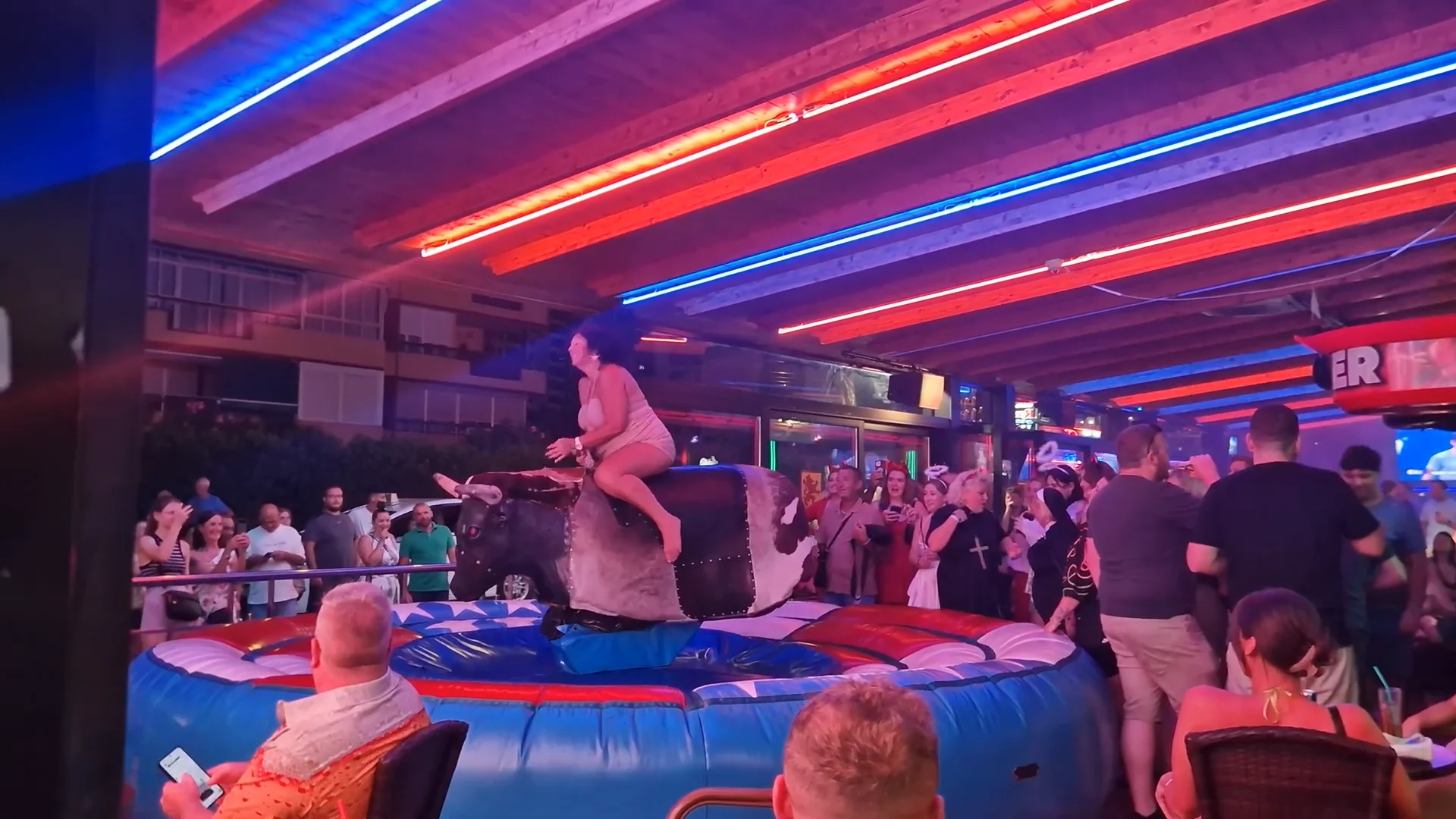 OMG! Stunning Beauty Ride Mechanical Bull in Benidorm _ 4K September # ...