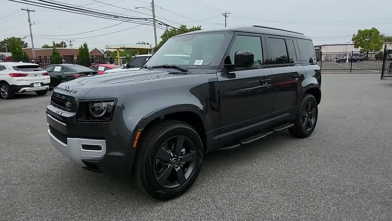 NEW 2025 LAND ROVER DEFENDER S at Land Rover Fairfield (NEW) #L25054