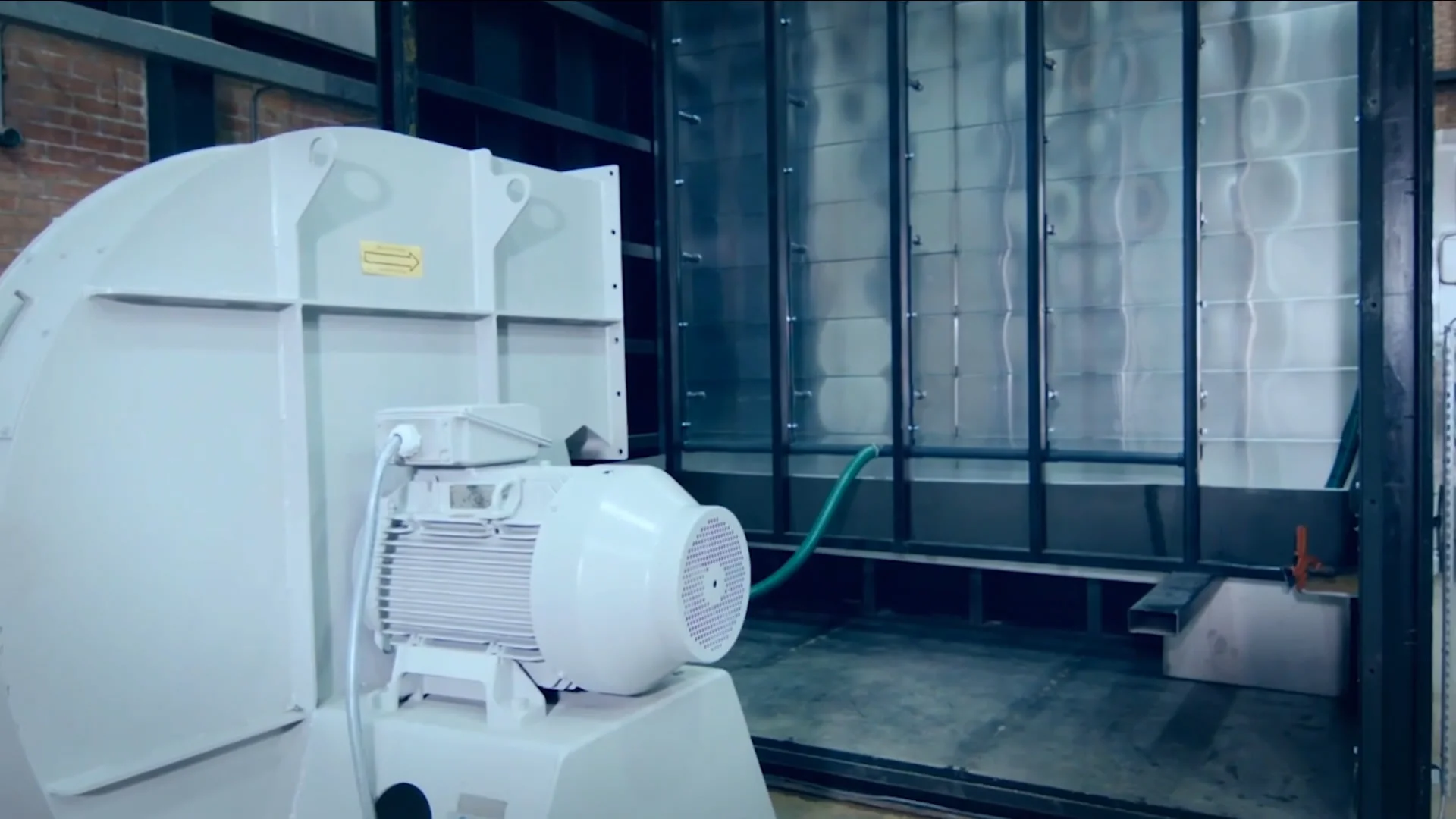 Dynamic Wind Load Testing