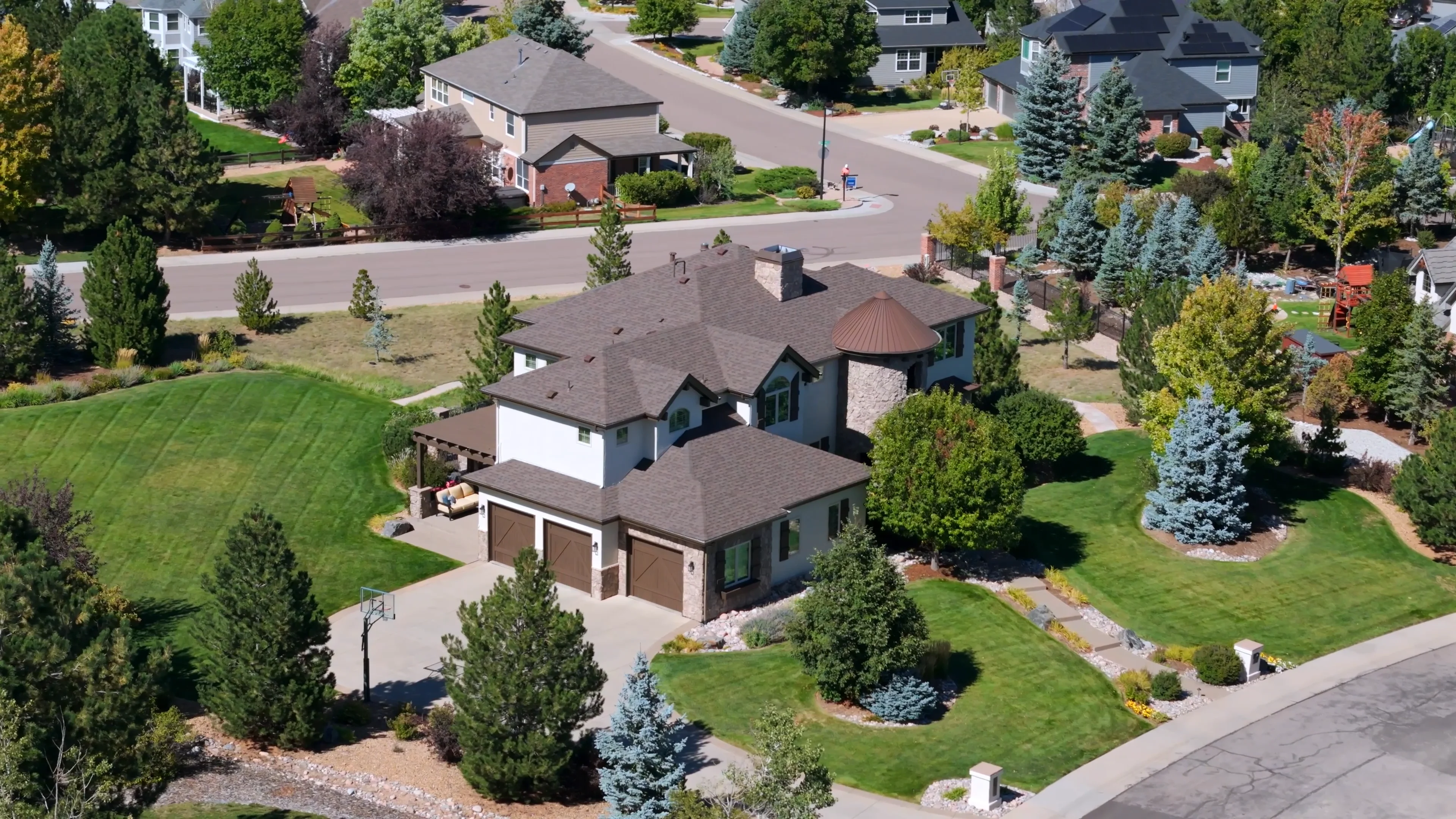 8519 High Ridge Court I Castle Pines