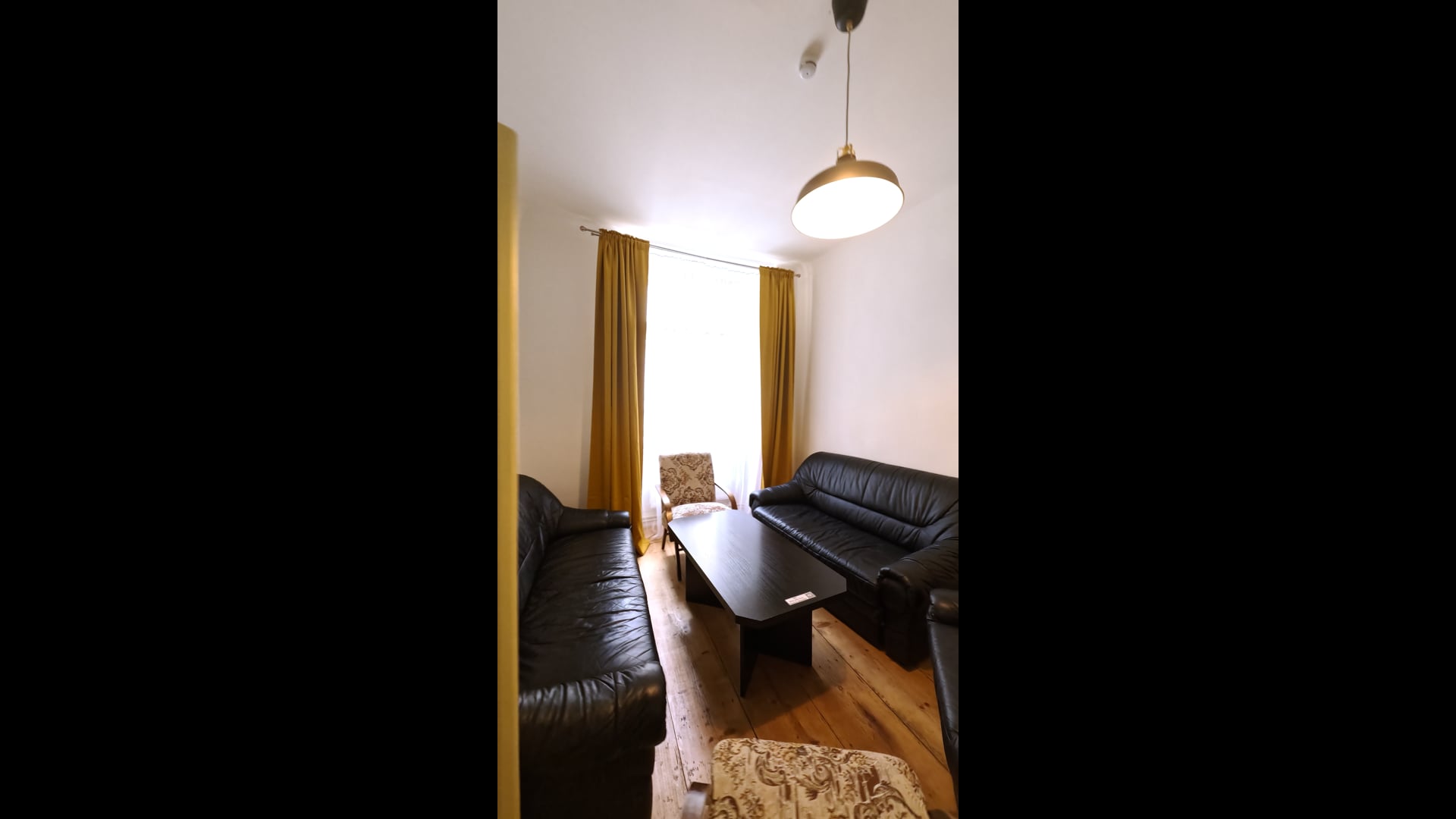 White Wolf House - Hostel&Apartments