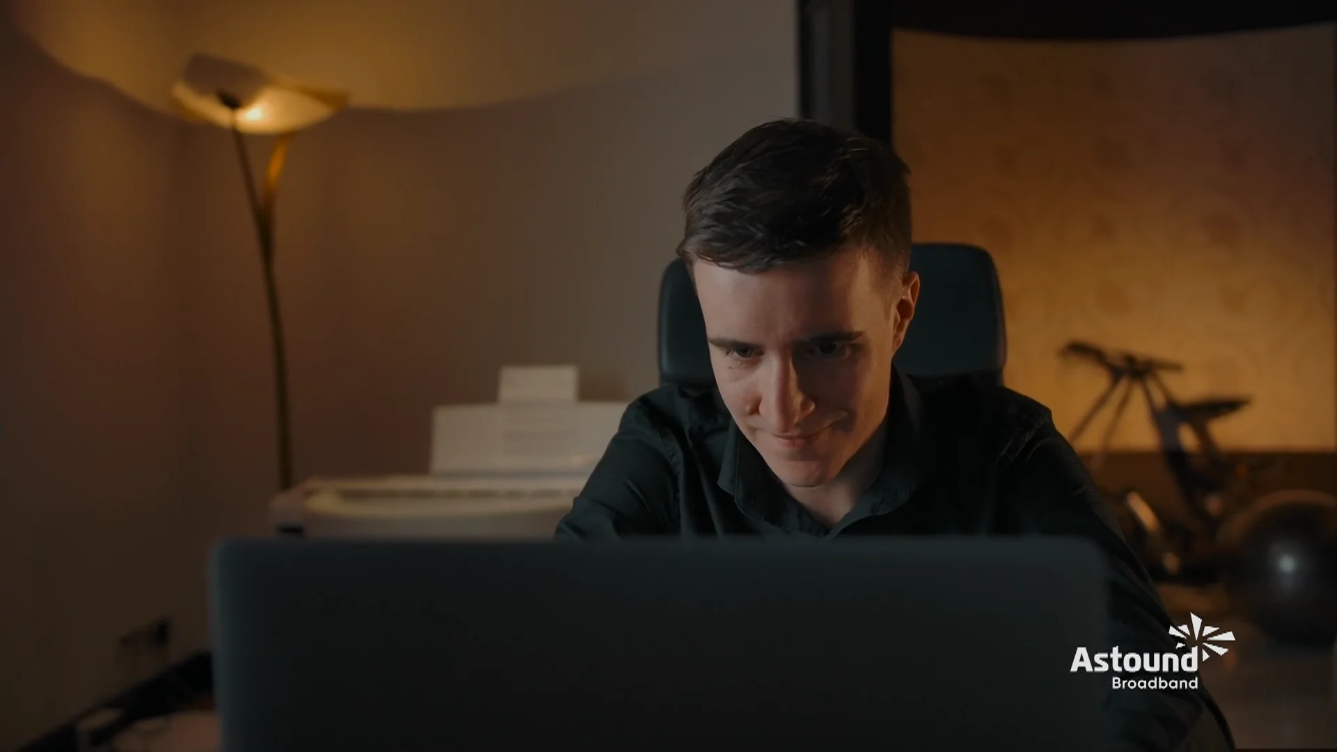 Astound Broadband 2024 Updated spots - 6266-R_Astound_Chat_2024_30 on Vimeo