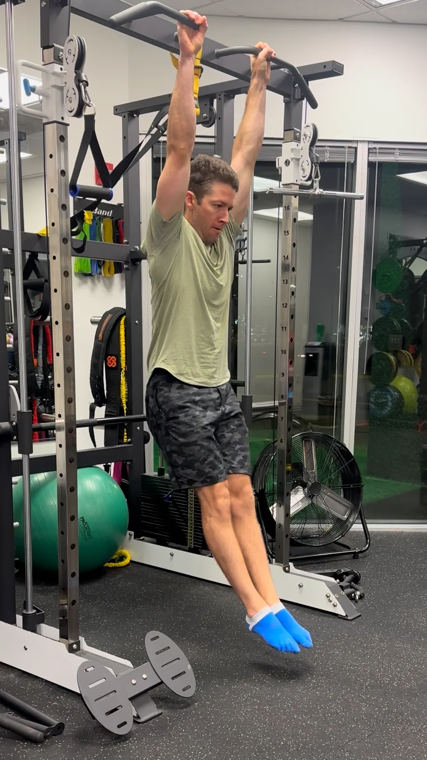 Hanging Straight Leg Lift to Bar