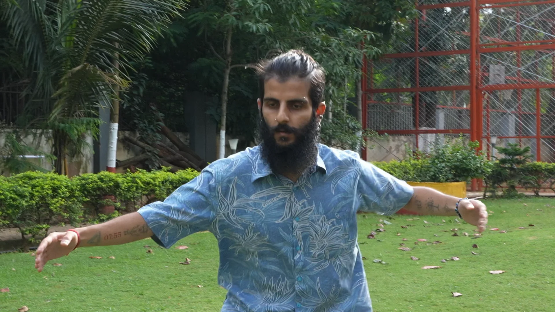 WHAT IS ESSENTIAL Ainesh ( high quality)