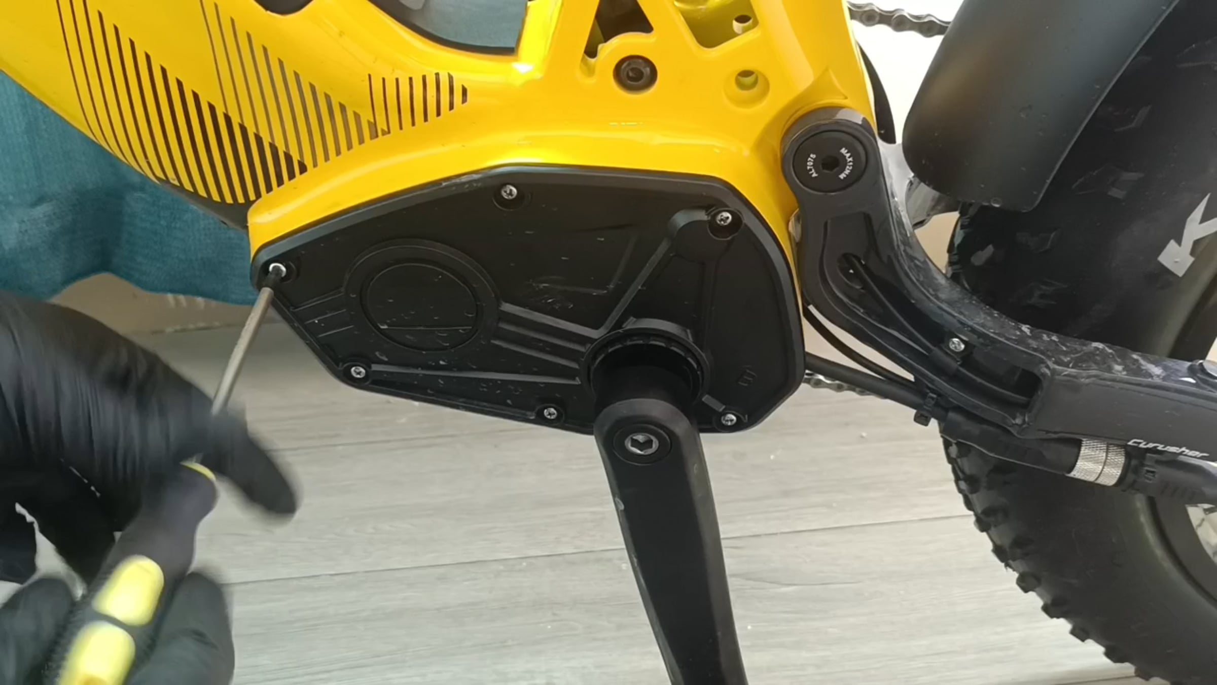 Model 5 Step-by-Step Guide: Disconnecting the Speed Limit Cable