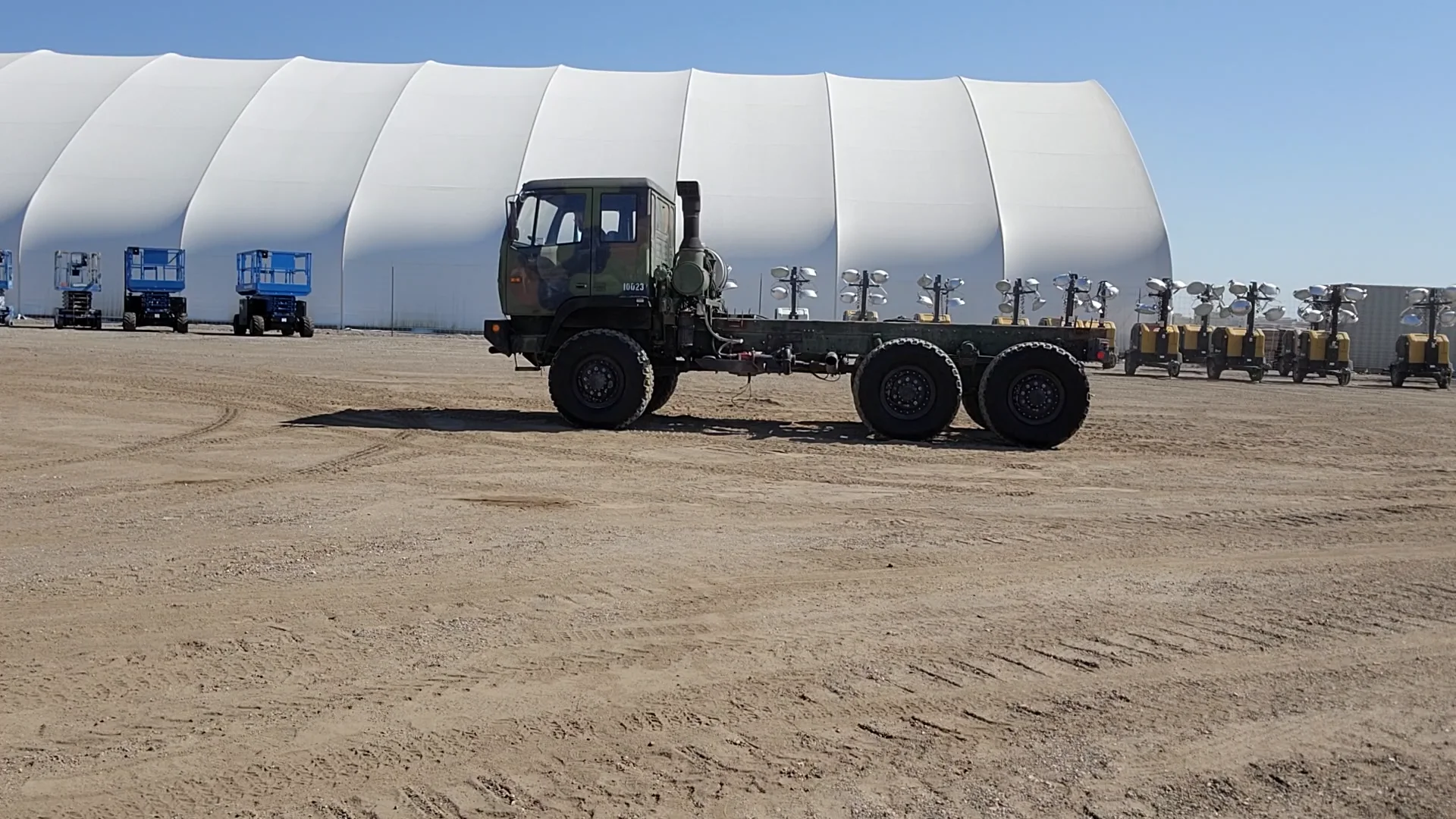 Stewart & Stevenson M1083A1