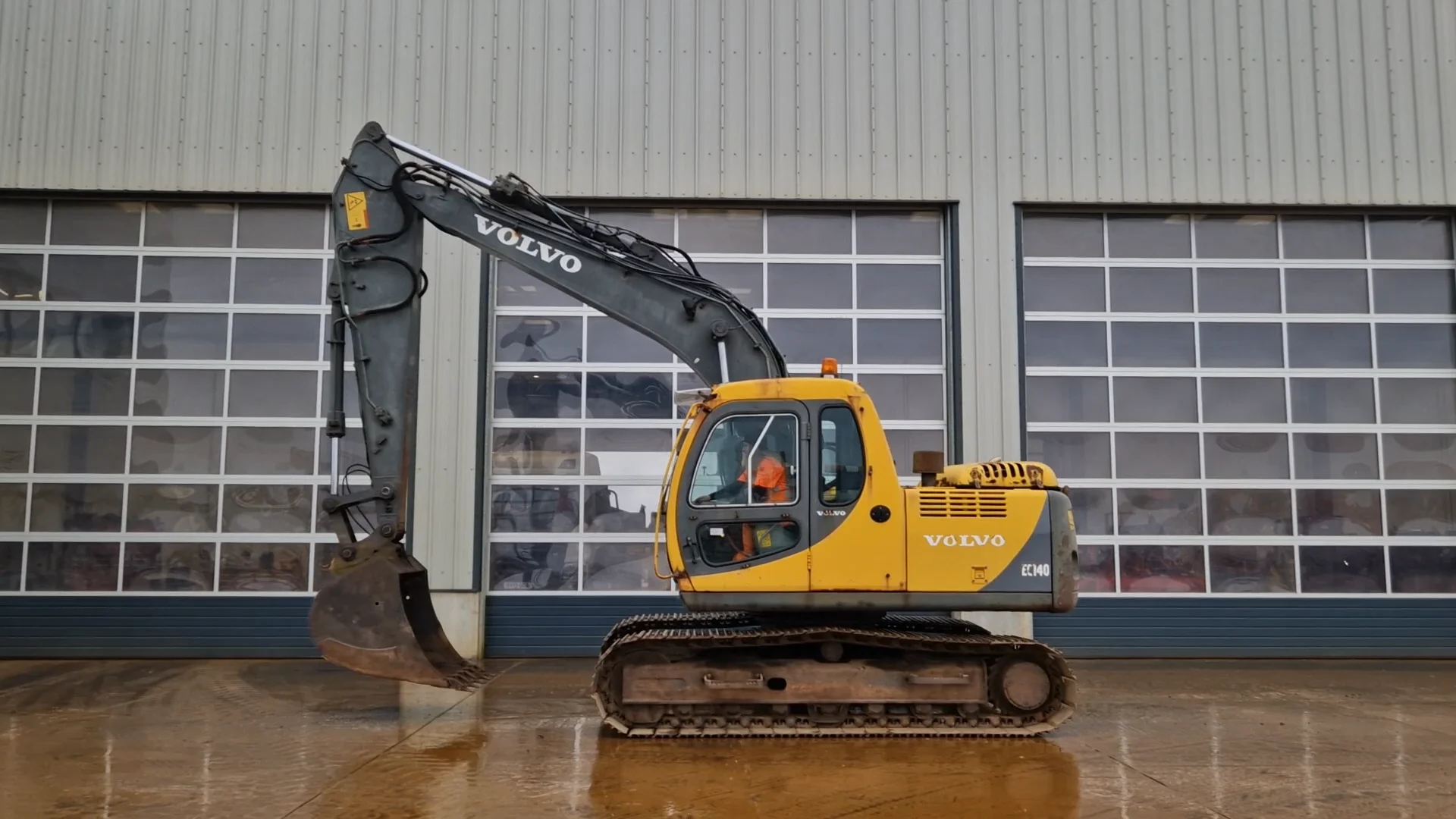 Volvo EC140LC
