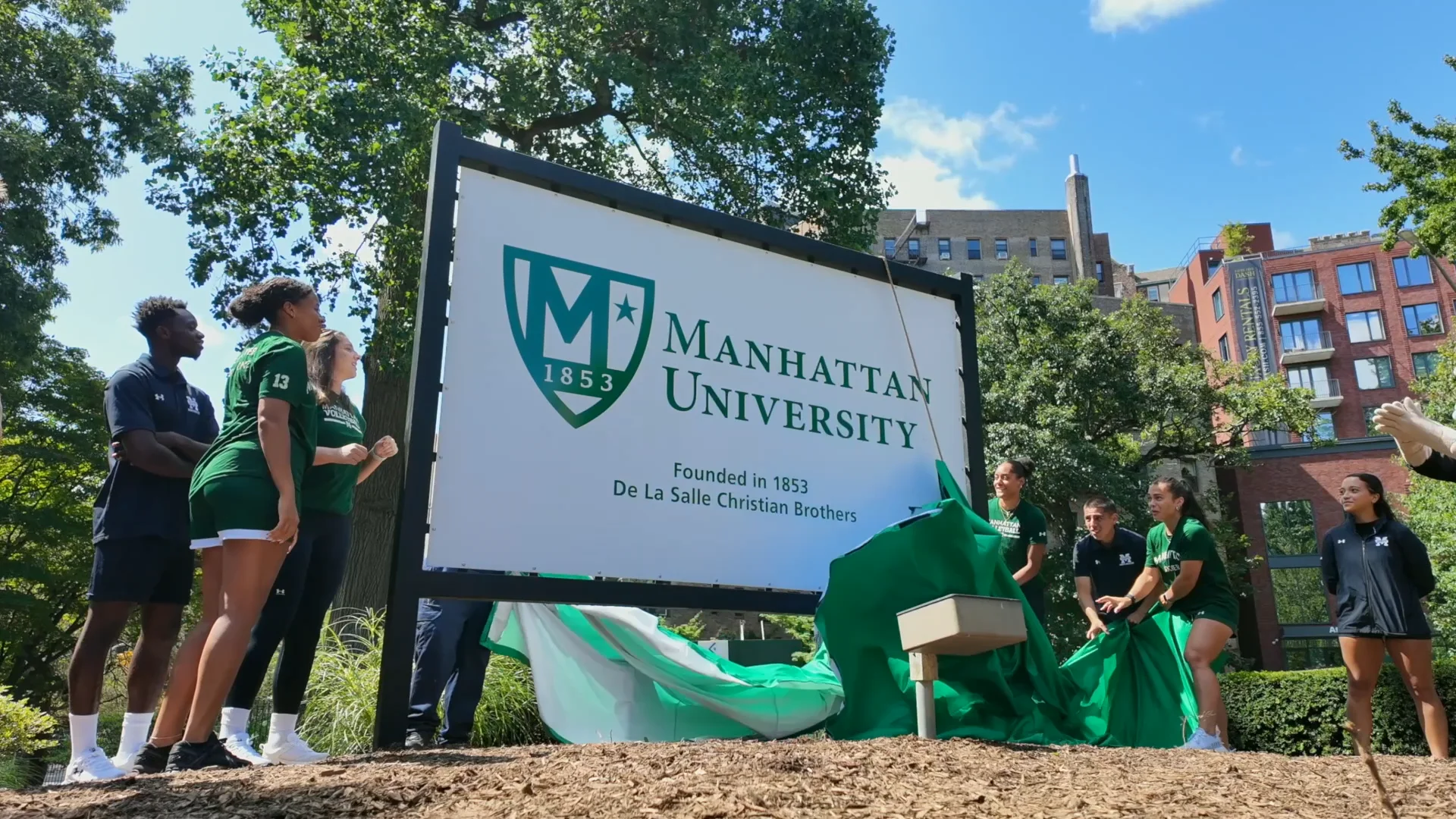 Manhattan University - Welcome