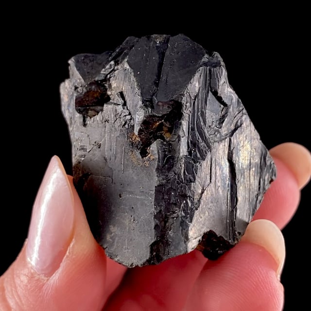 Alabandite (large crystal) | Merelani Hills, Lelatema Mountains ...