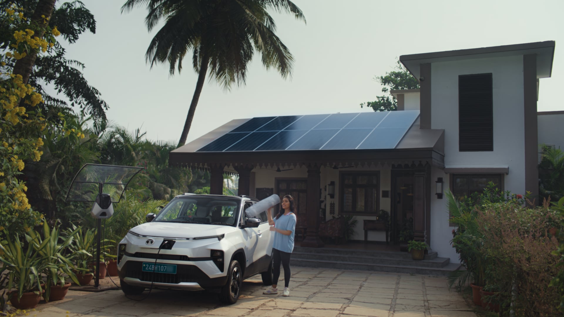 PUNCH.ev ZERO EMISSION ZERO COST (SOLAR)