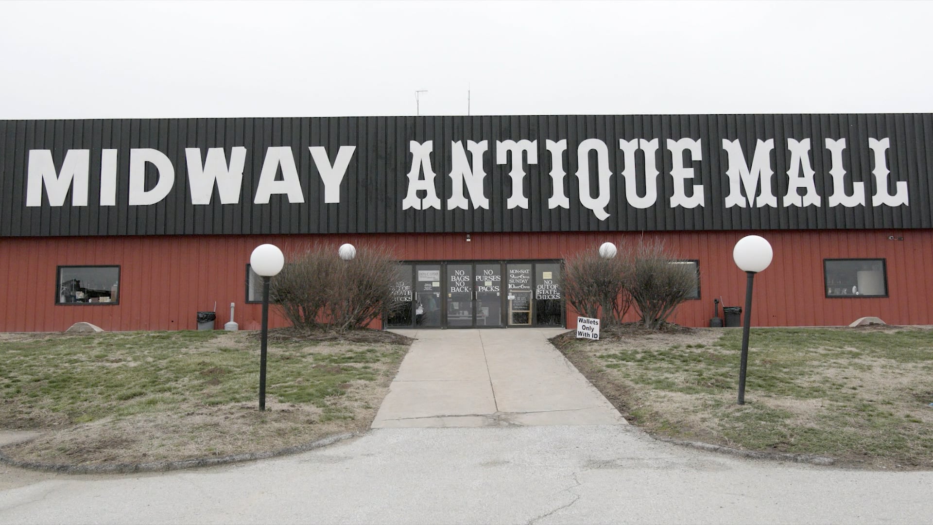 About | Midway Antique Mall